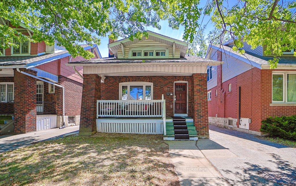 1105 King Street W, Hamilton, ON L8S 1L8