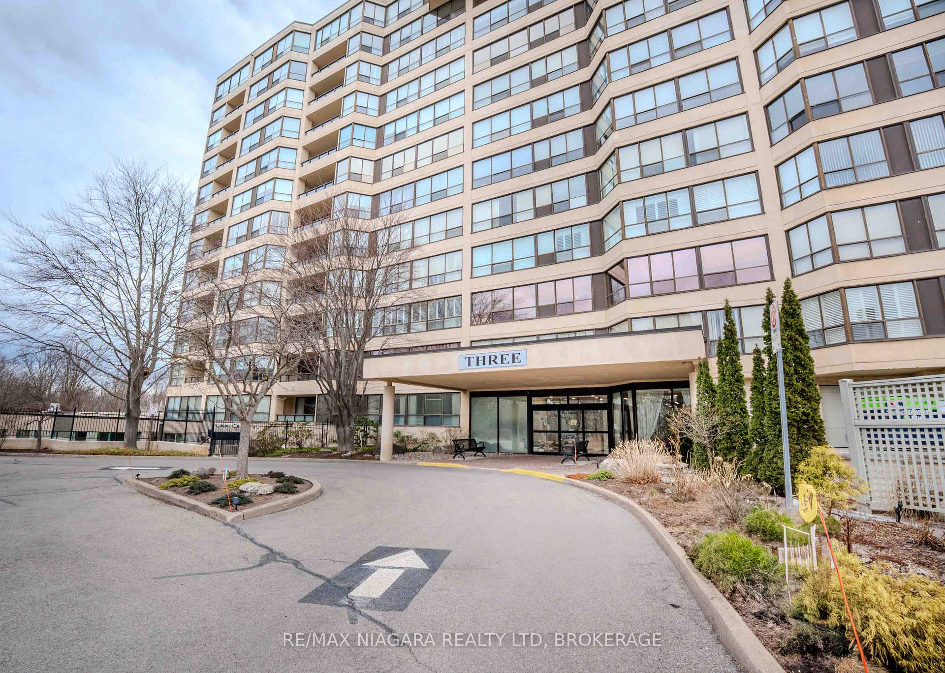 1107 - 3 Towering Heights Boulevard, St. Catharines, ON L2T 4A4