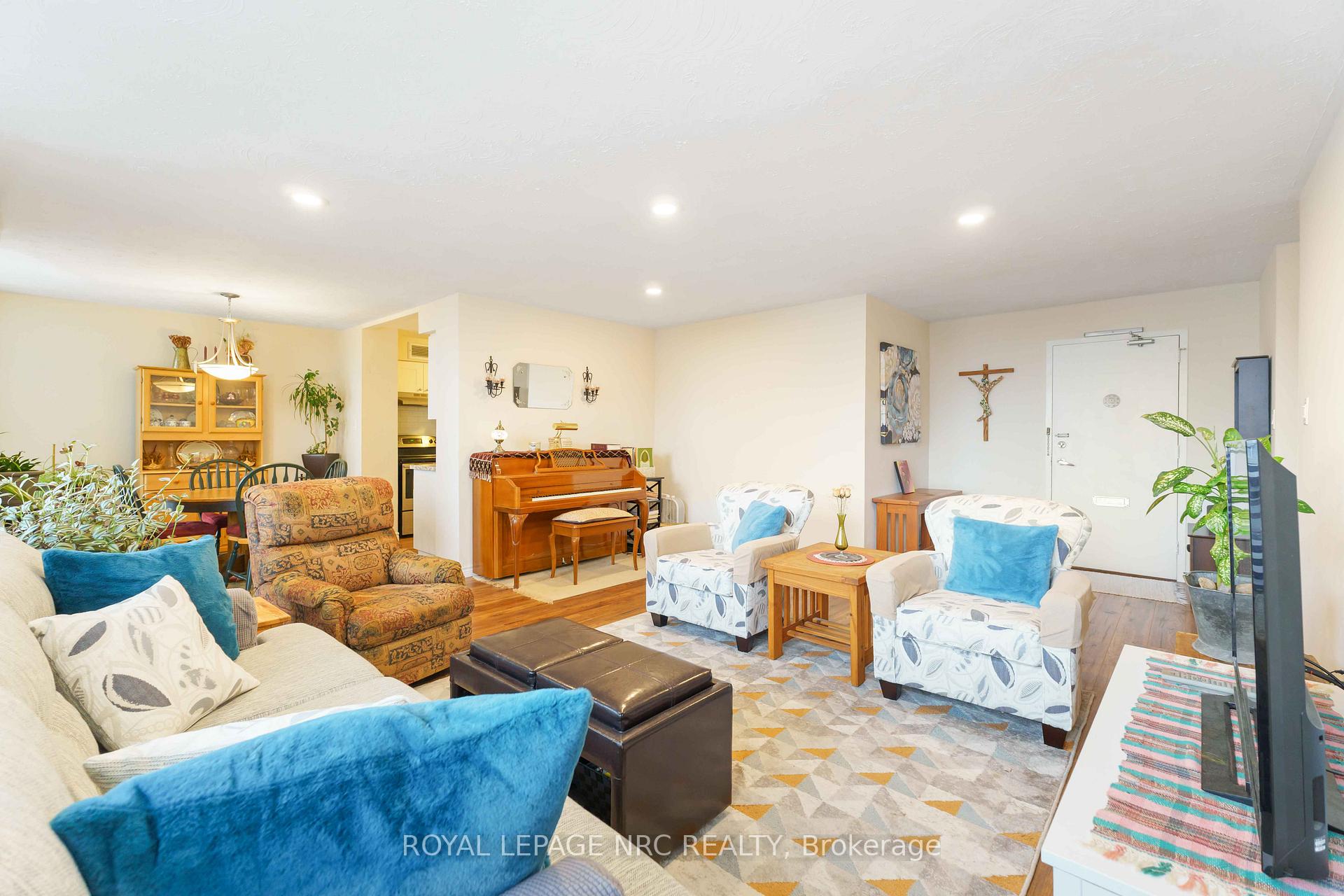 1107 - 35 Towering Heights Boulevard, St. Catharines, ON L2T 3G8