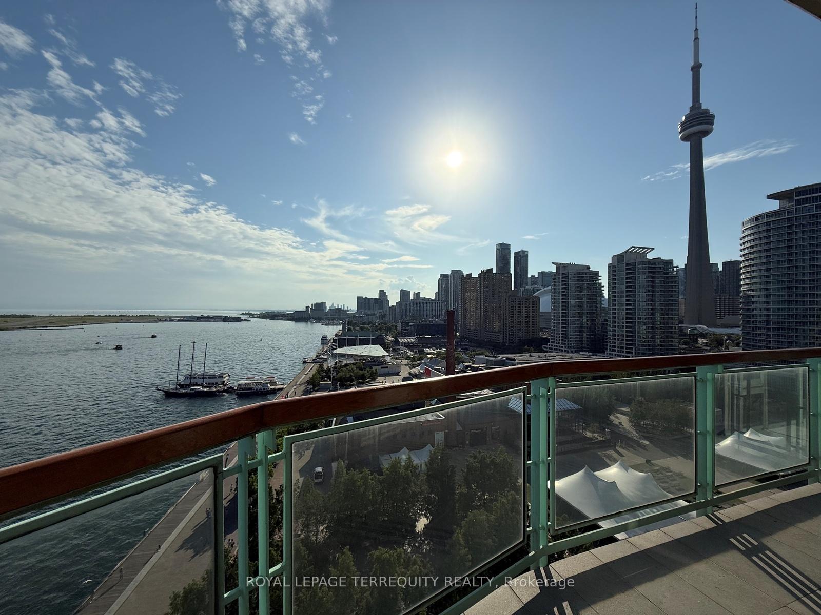 1108 - 211 Queens Quay N, Toronto, ON M5J 2M6