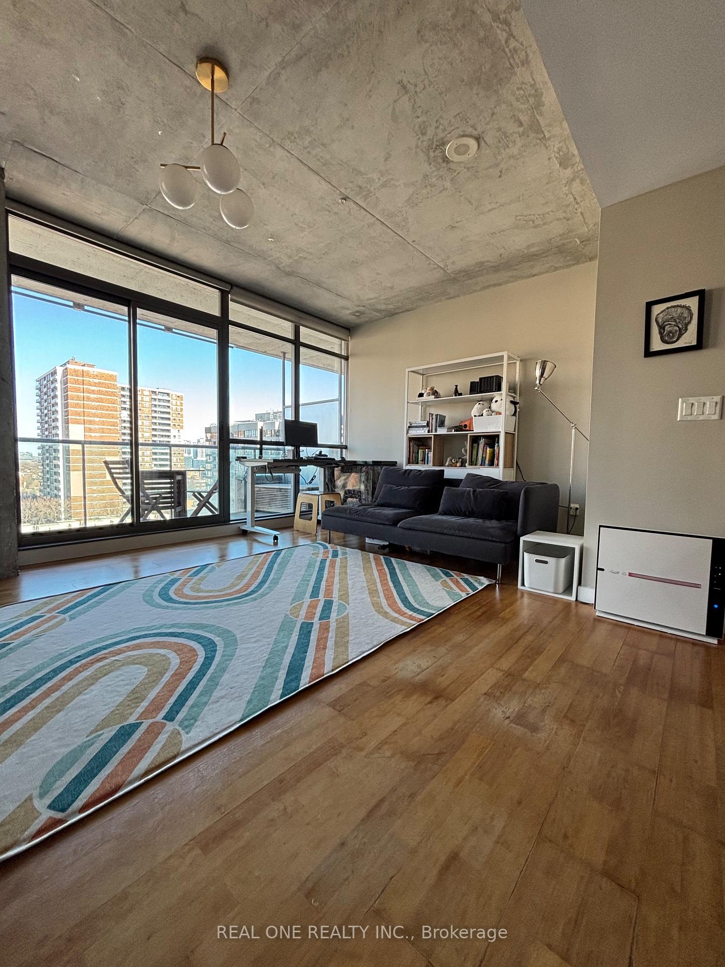 1108 - 281 Mutual Street, Toronto, ON M4Y 3C4