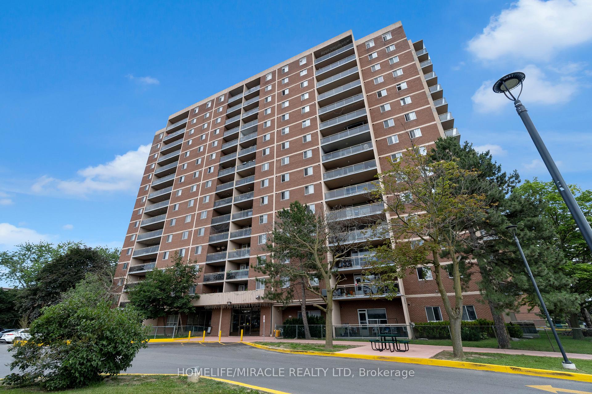 1108 - 49 Silverstone Drive, Toronto, ON M9V 3G2