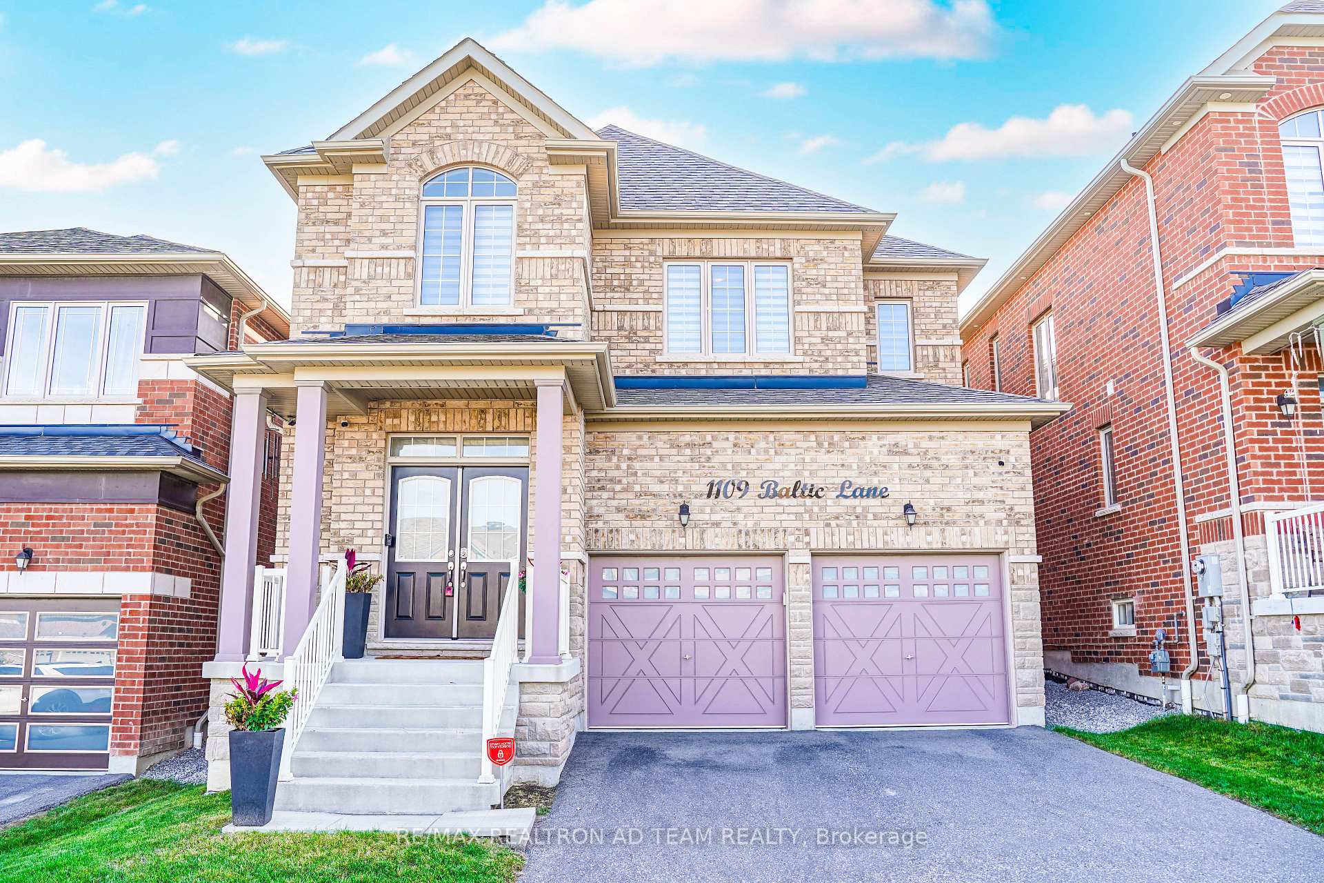 1109 Baltic Lane, Pickering, ON L1X 0G9