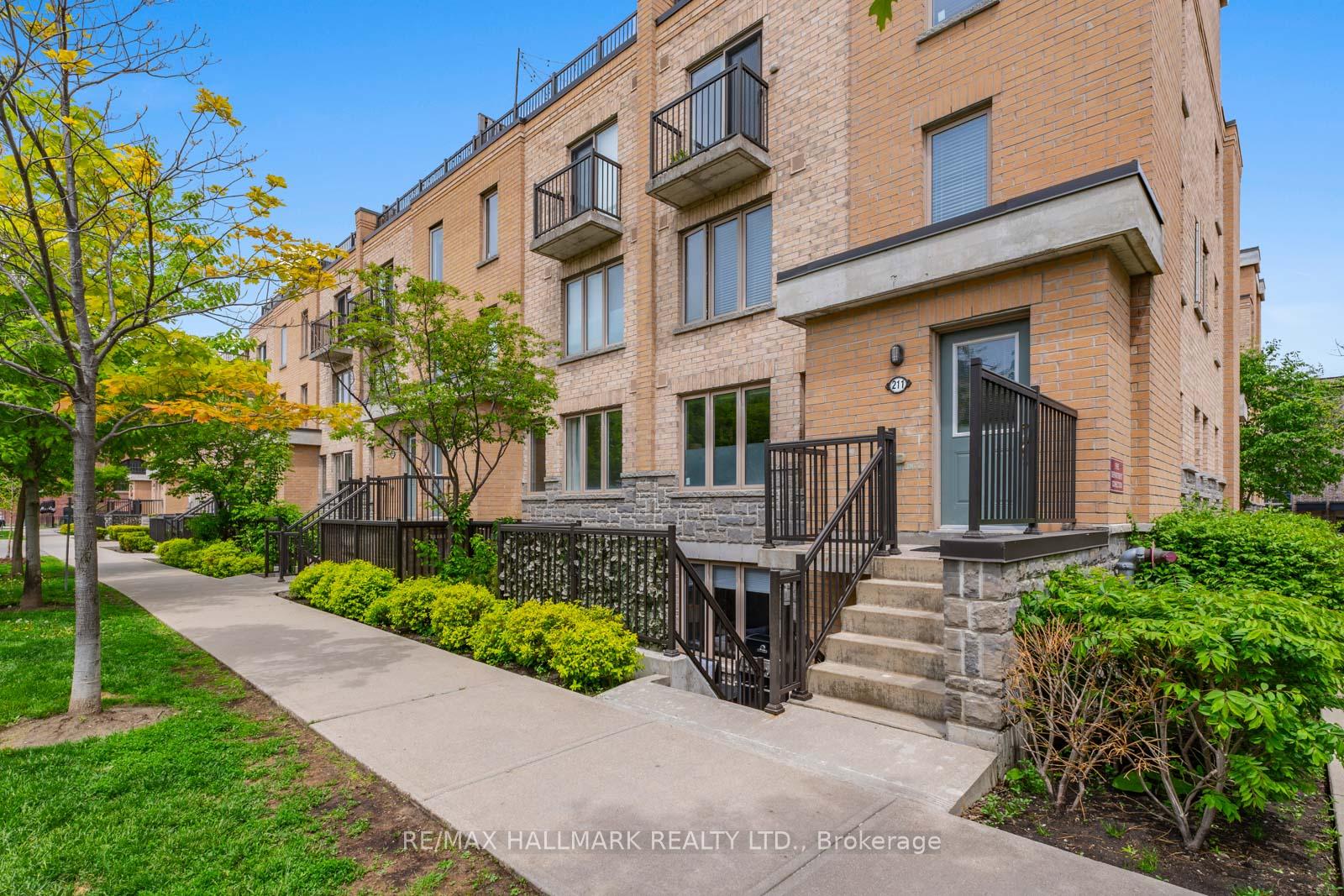 111 - 9 Foundry Avenue, Toronto, ON M6H 0B7