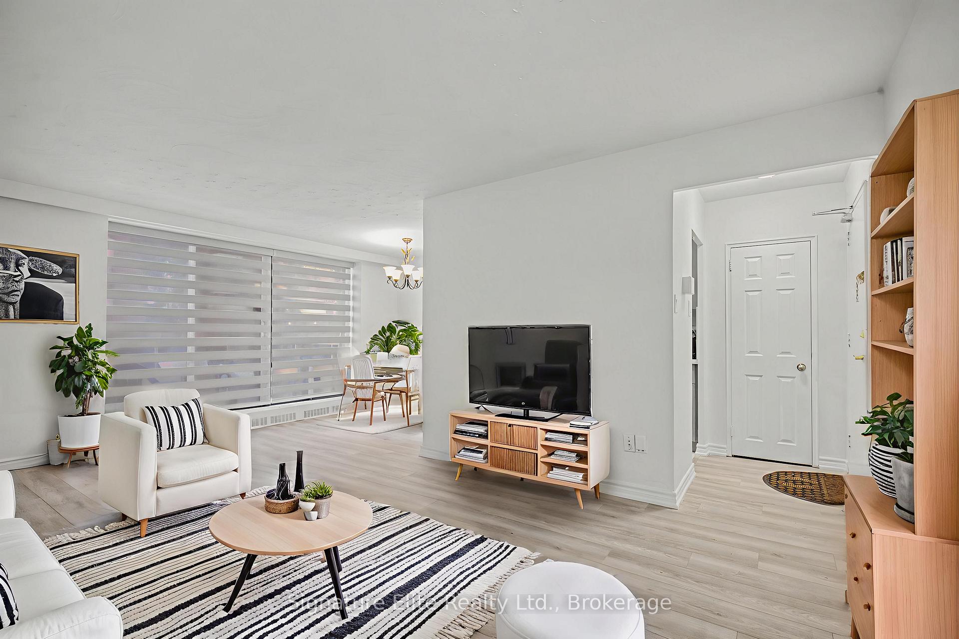 111 - 921 Midland Avenue, Toronto, ON M1K 4G2