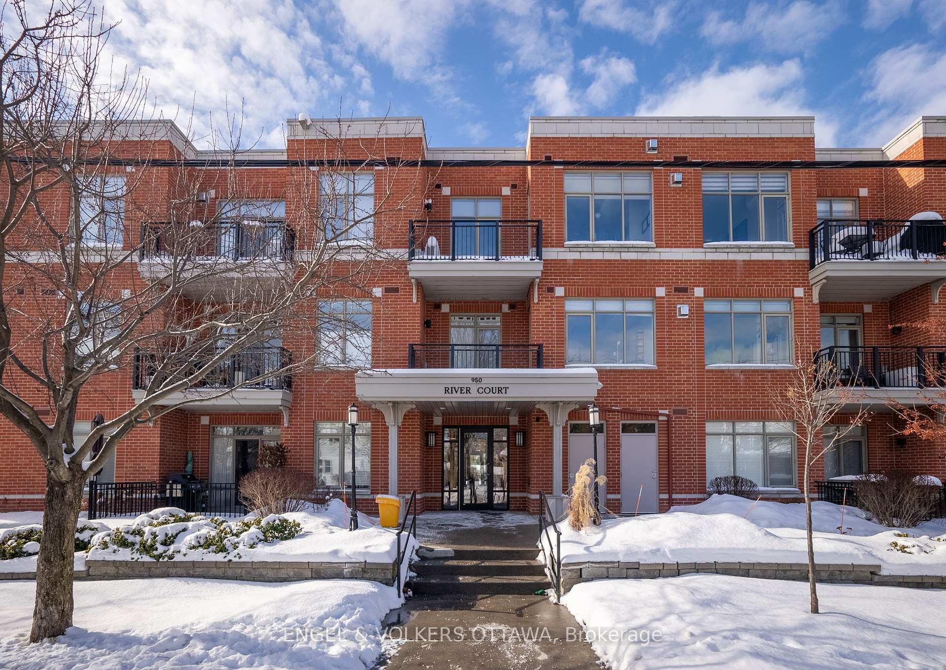 111 - 950 Marguerite Avenue, Overbrook - Castleheights and Area, ON K1K 3T8