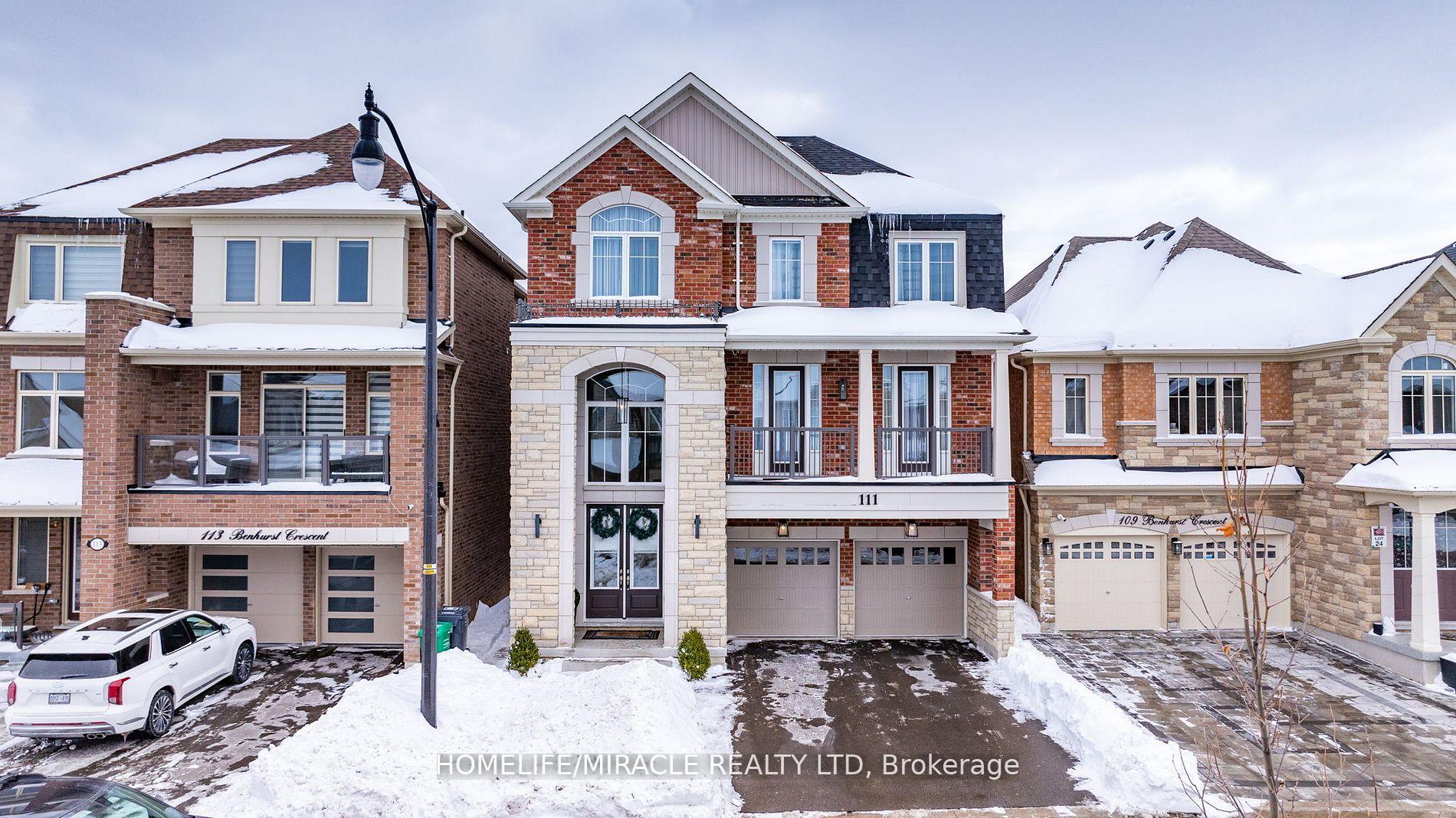111 Benhurst Crescent, Brampton, ON L7A 5A4