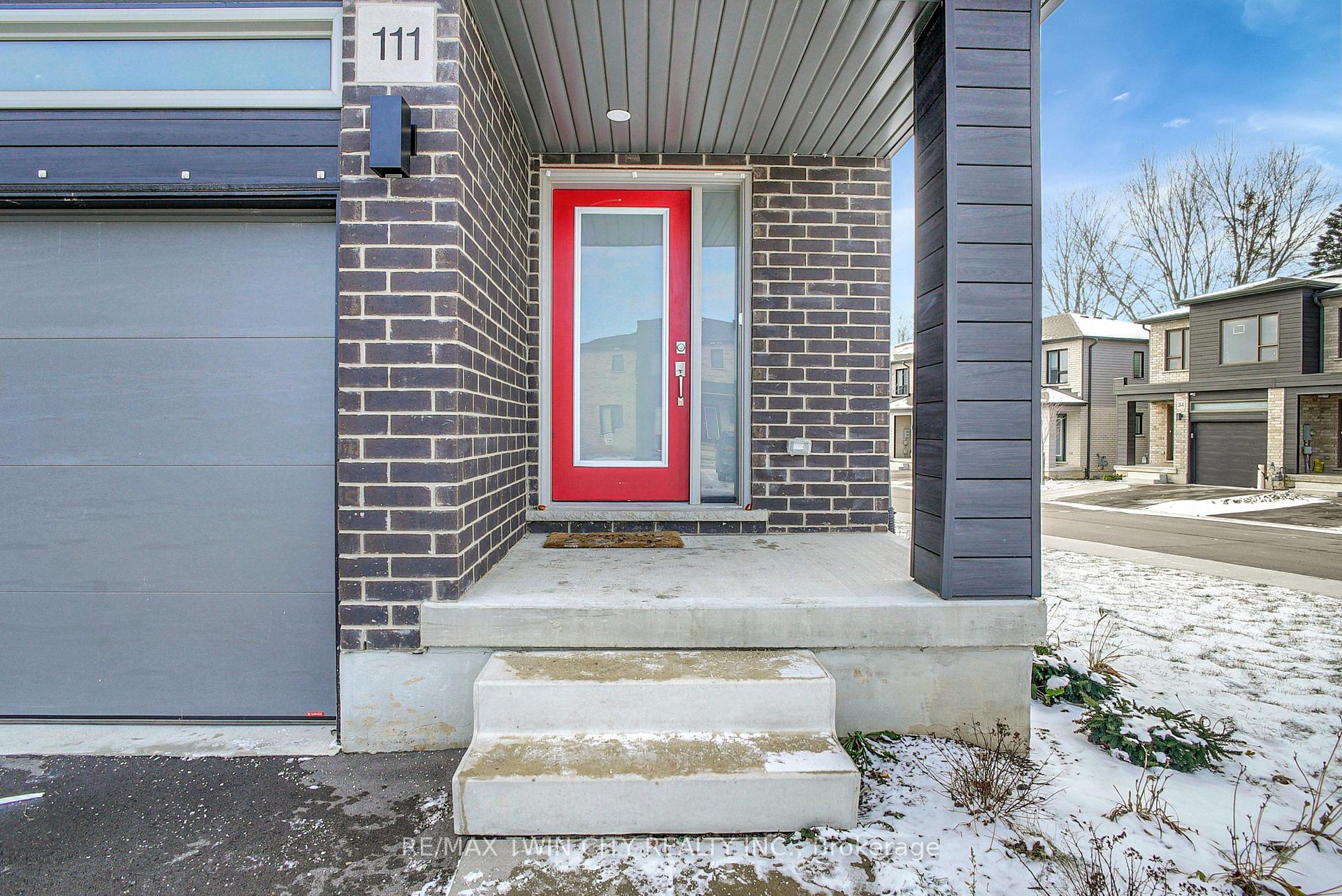 111 Pony Drive, Kitchener, ON N2R 0R8