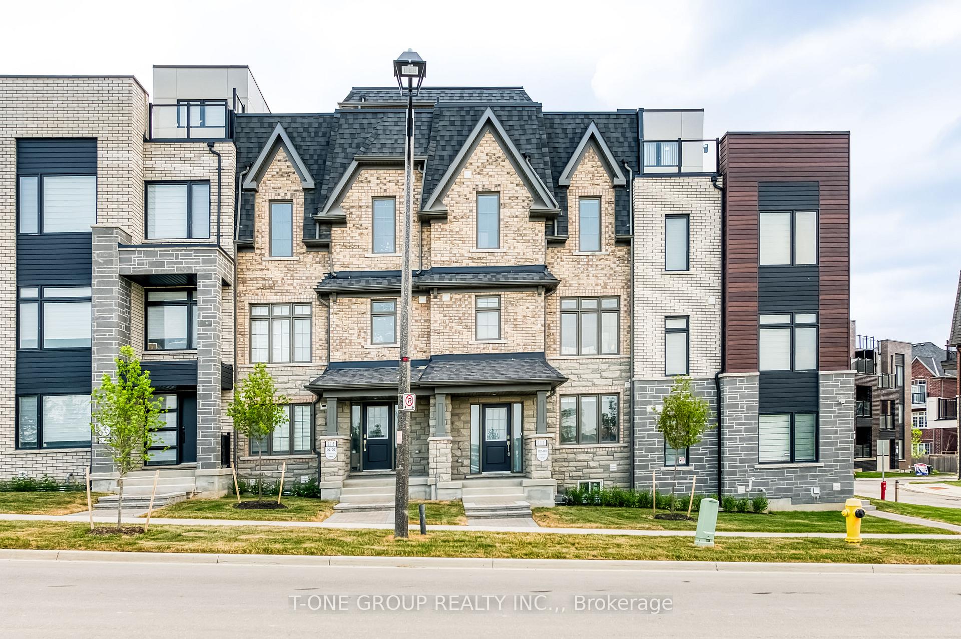 111 Yorkton Boulevard, Markham, ON L6C 3L7