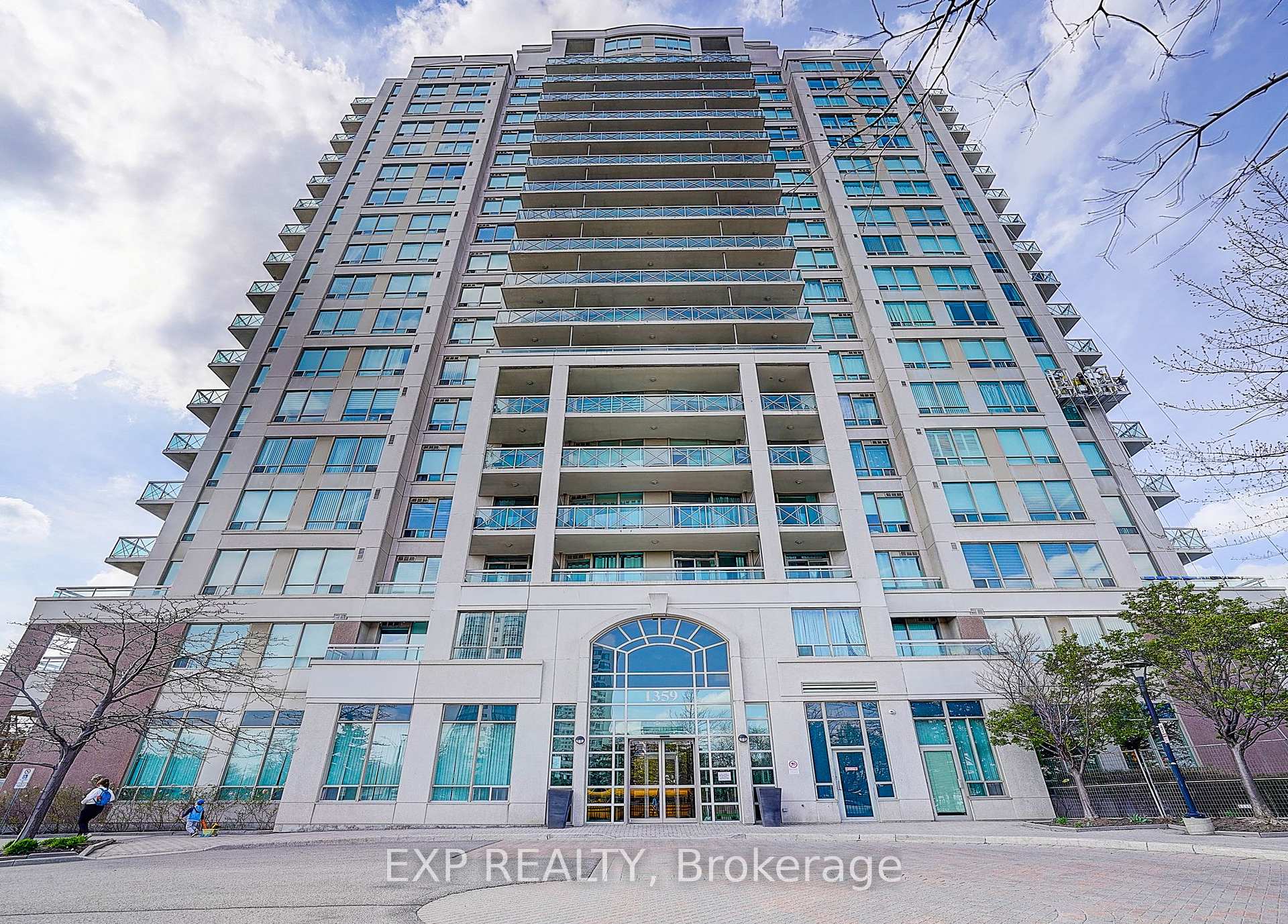 1111 - 1359 Rathburn Road E, Mississauga, ON L4W 5P7