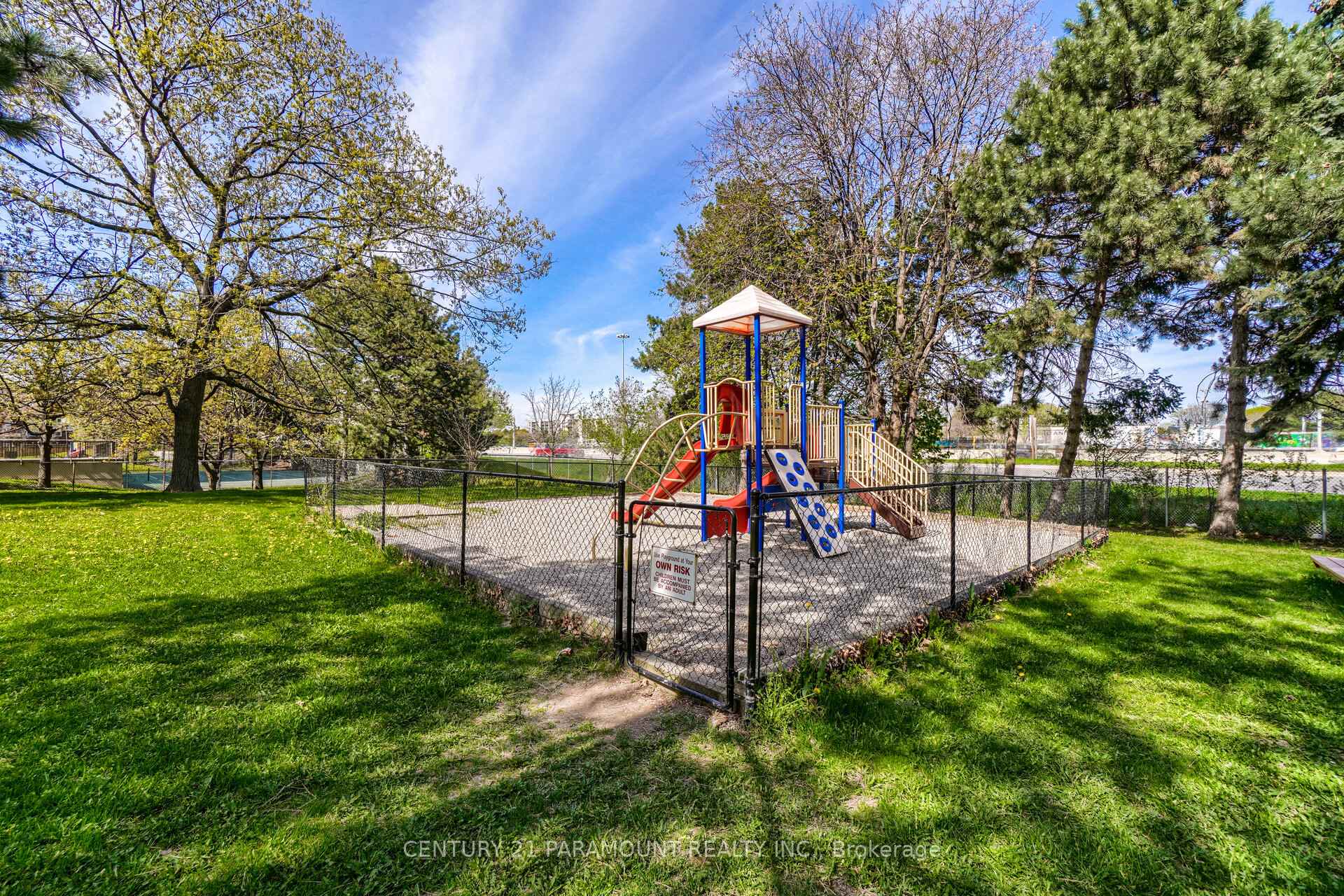 1114 - 451 The West Mall, Toronto, ON M9C 1G1