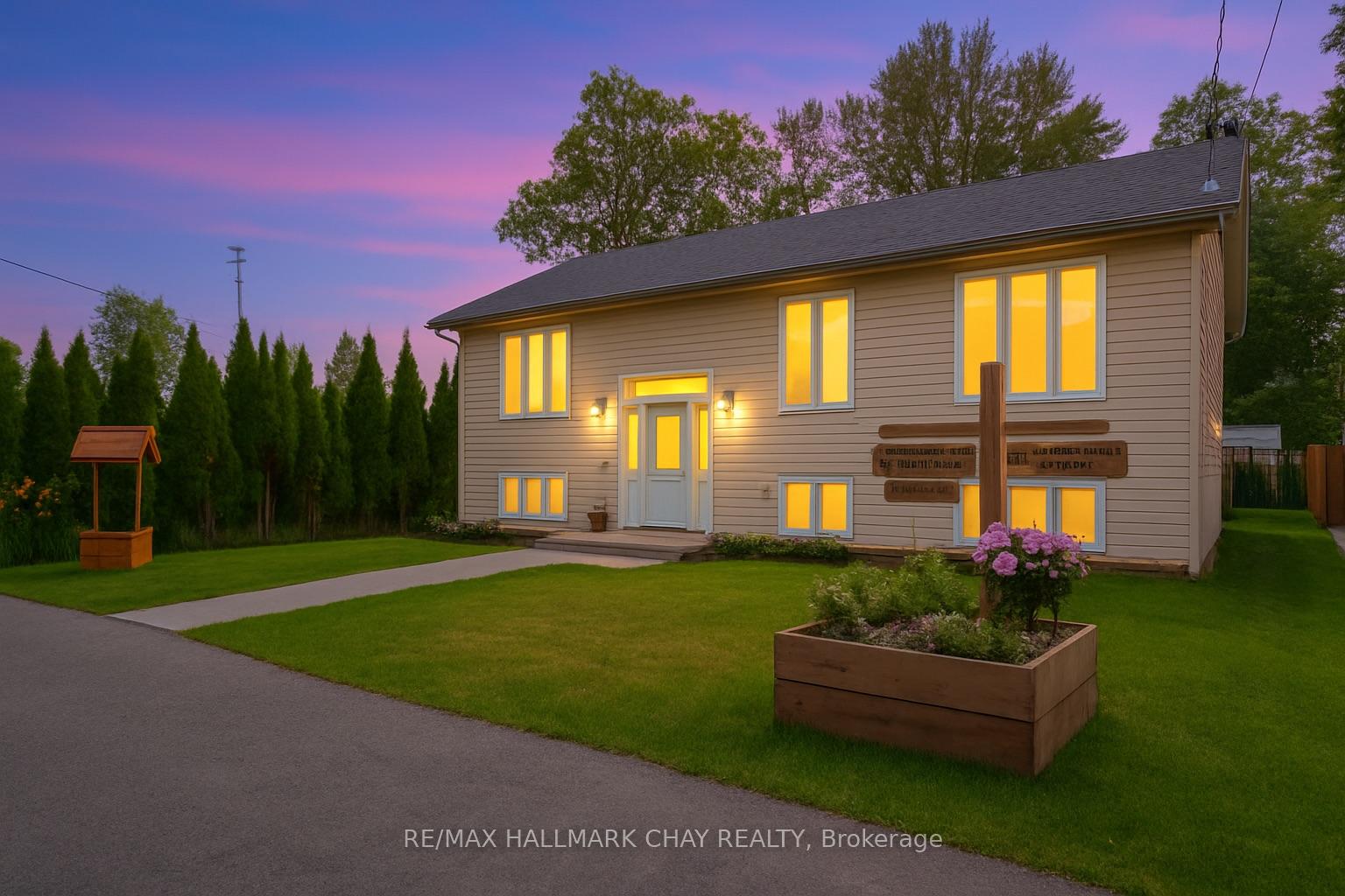 1115 Shore Acres Drive, Innisfil, ON L0L 1R0