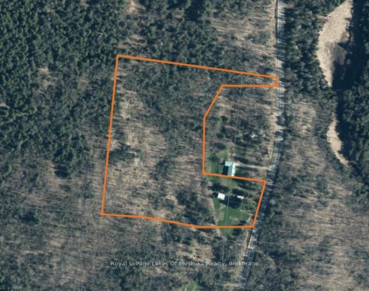 112 510 Highway, Magnetawan, ON P0A 1P0