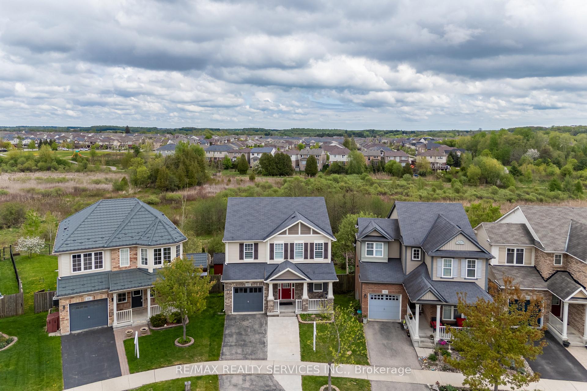 112 Fletcher Circle, Cambridge, ON N3C 0B6