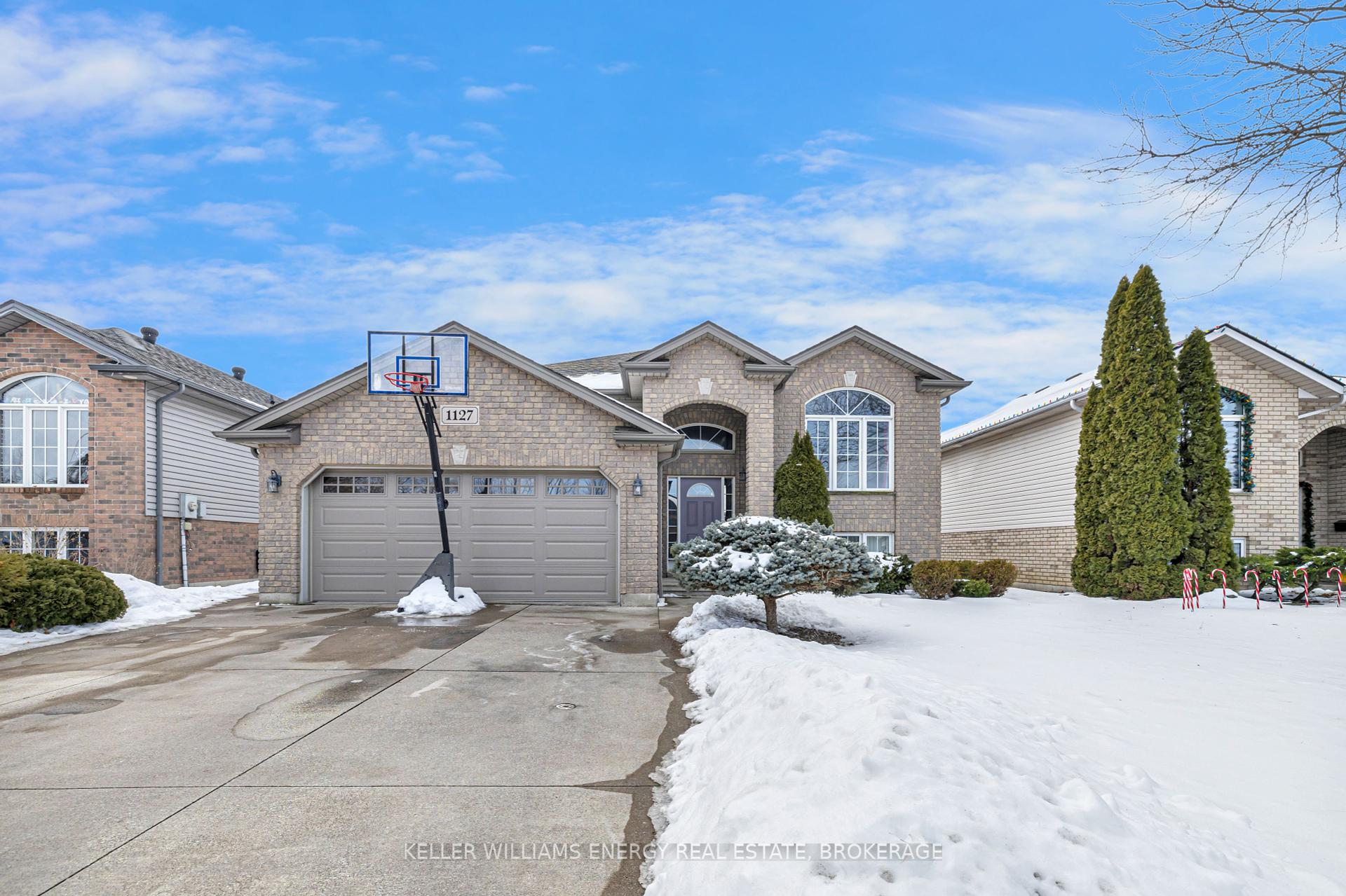 1127 King Louis Street, Lakeshore, ON N8L 0V3