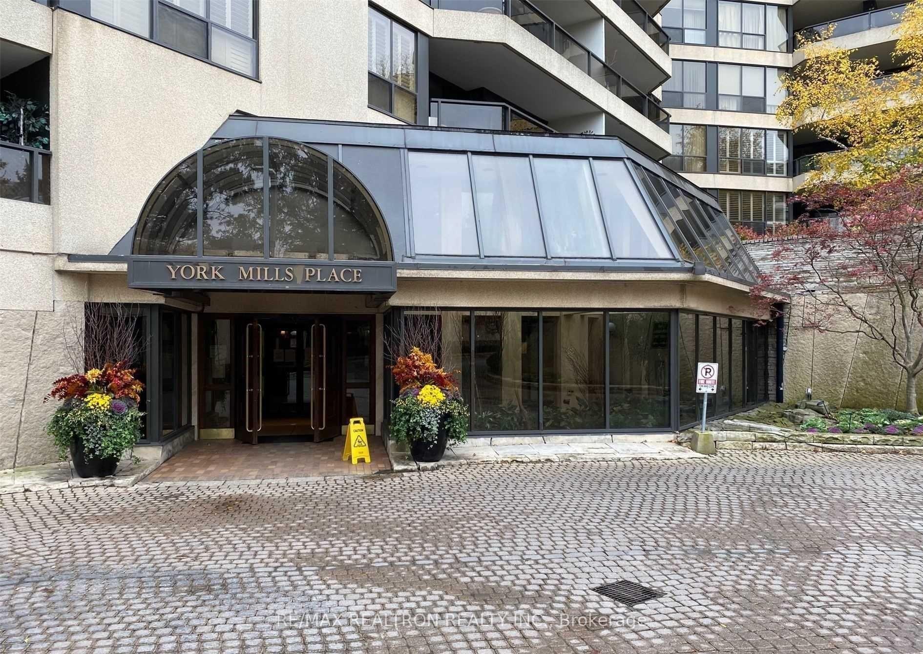 113 - 3900 Yonge Street, Toronto, ON M4N 3N6