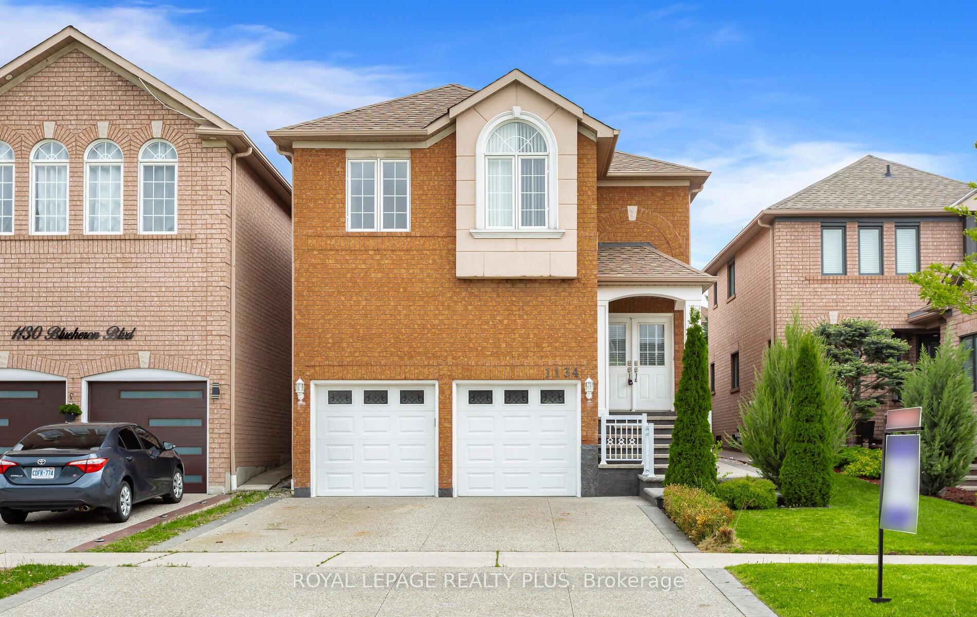 1134 Blueheron Boulevard, Mississauga, ON L5V 2J7