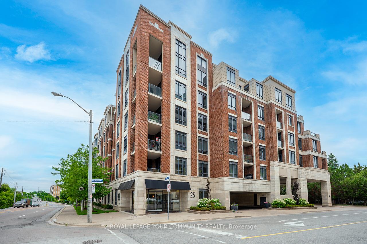 114 - 25 Earlington Avenue, Toronto, ON M8X 3A3