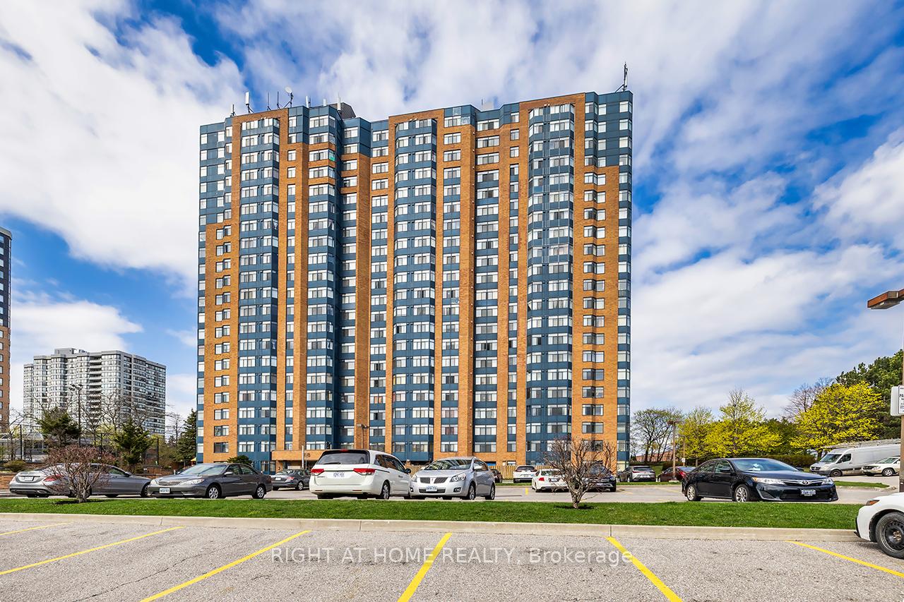 114 - 88 Alton Towers Circle, Toronto, ON M1V 5C5
