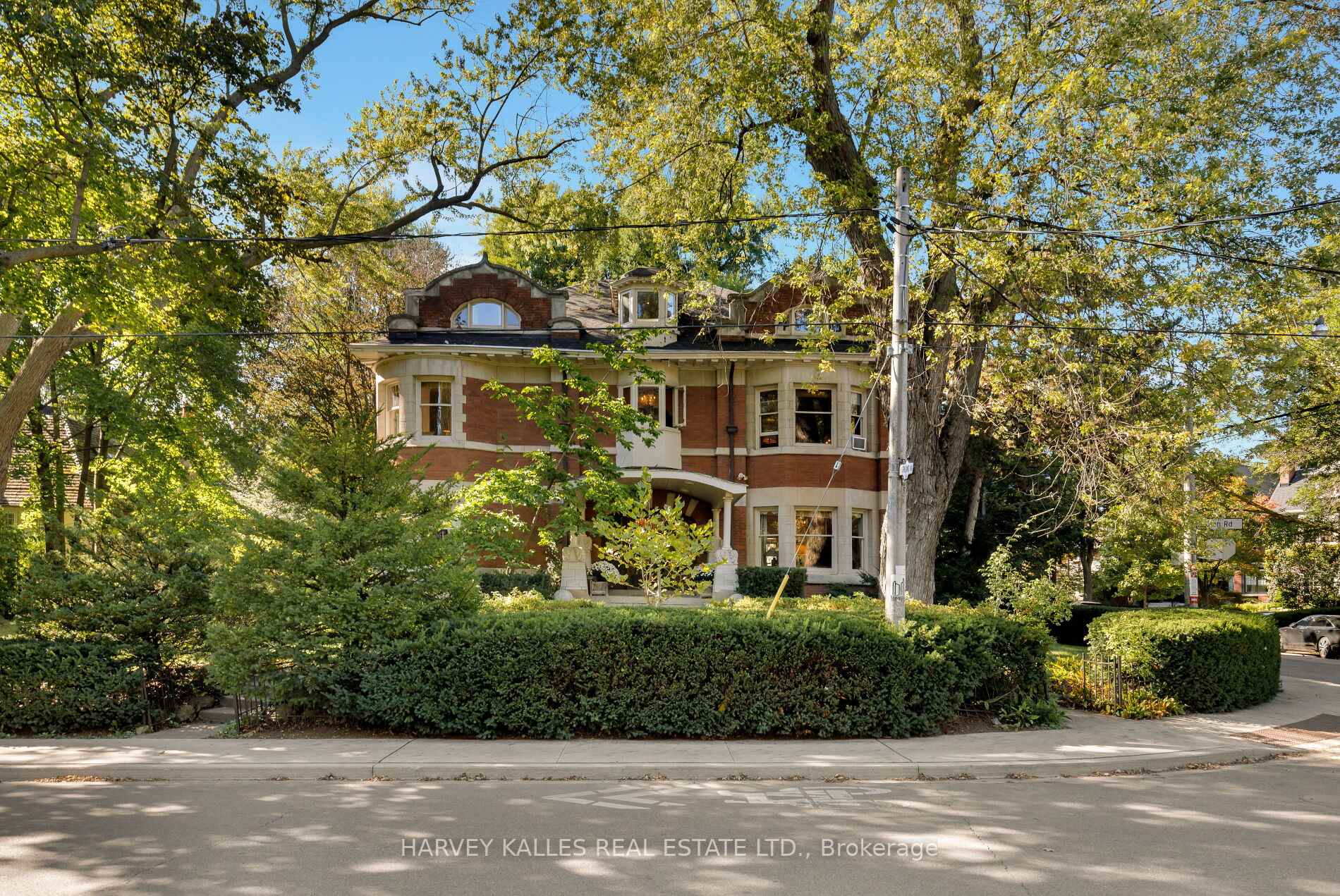 114 Glen Road, Toronto, ON M4W 2V9