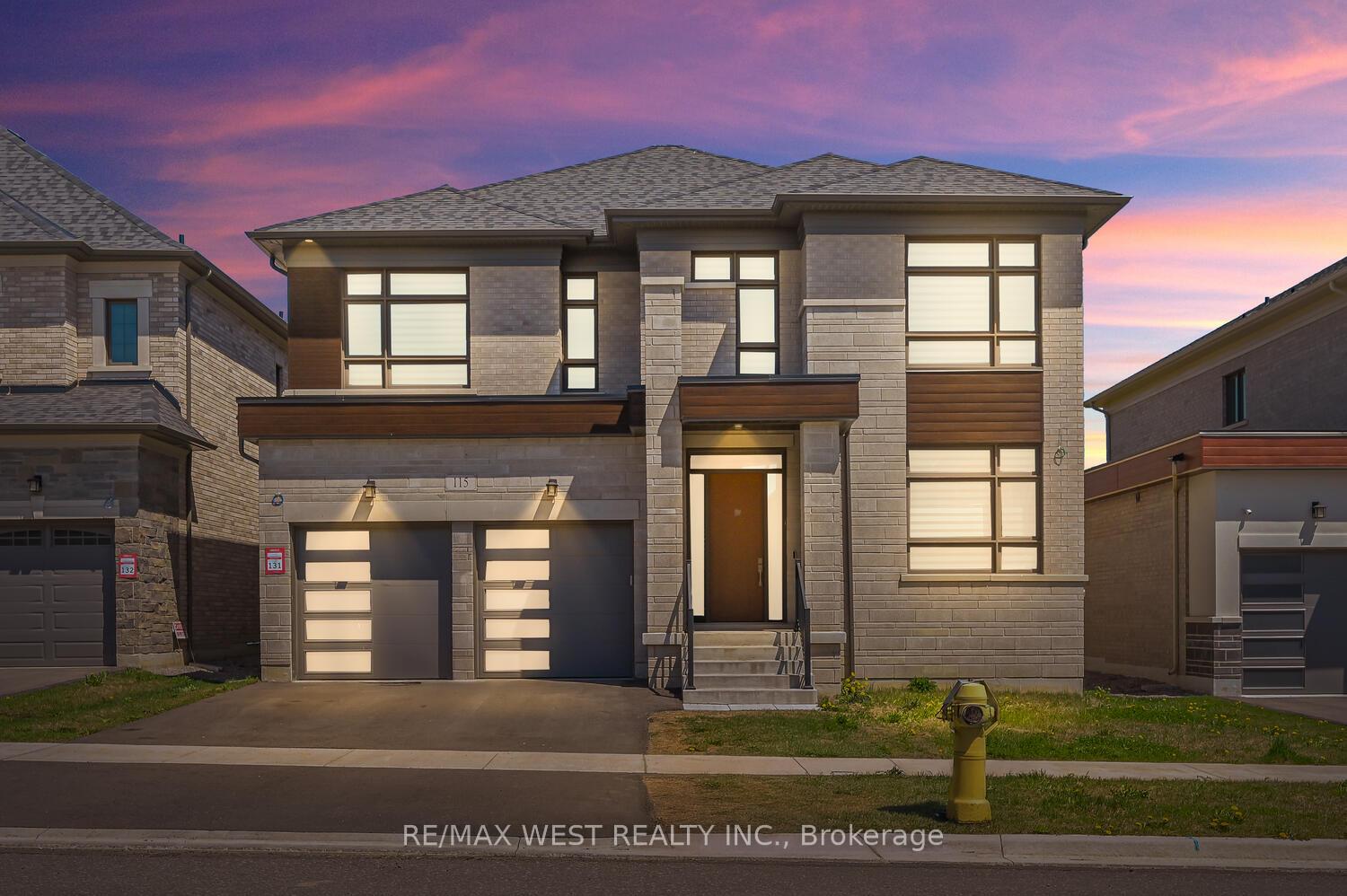 115 Ballantyne Drive, Vaughan, ON L3L 0E8