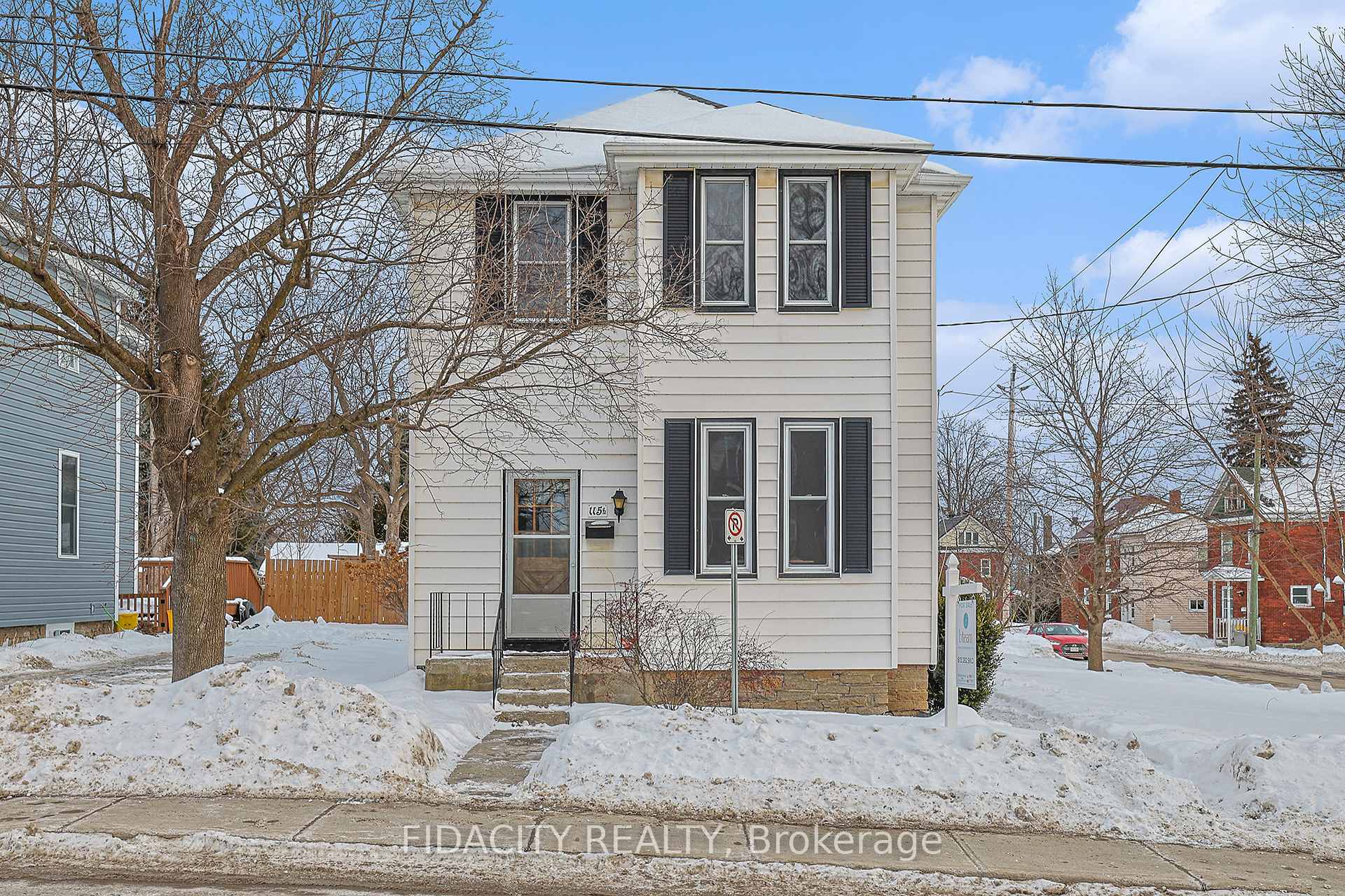 115 Chambers Street, Smiths Falls, ON K7A 2Z2