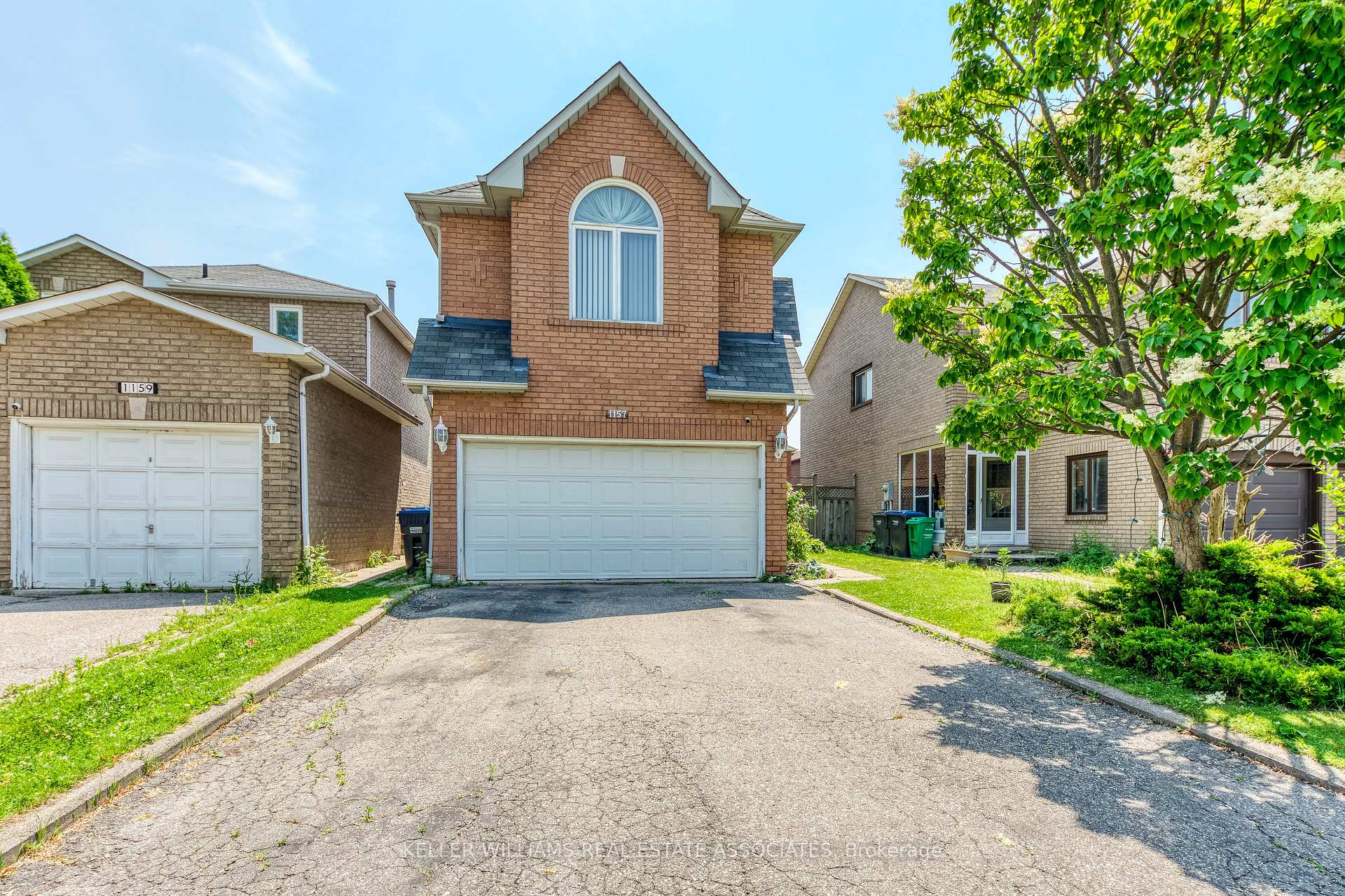 1157 Charminster Crescent, Mississauga, ON L5V 1P9