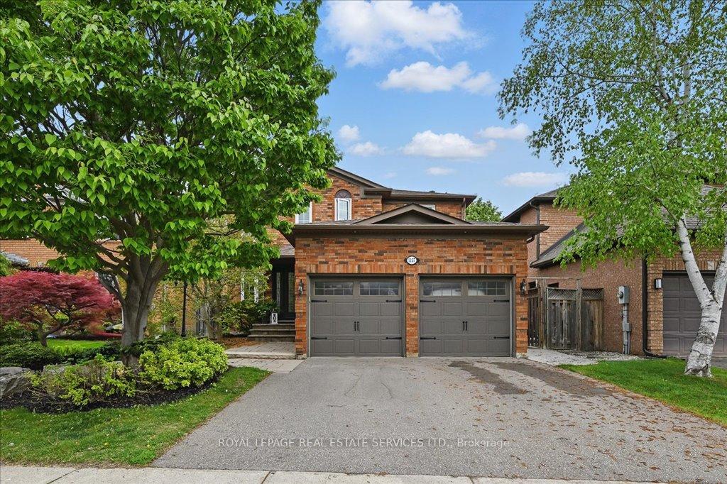 1157 Giles Gate, Oakville, ON L6M 2S4