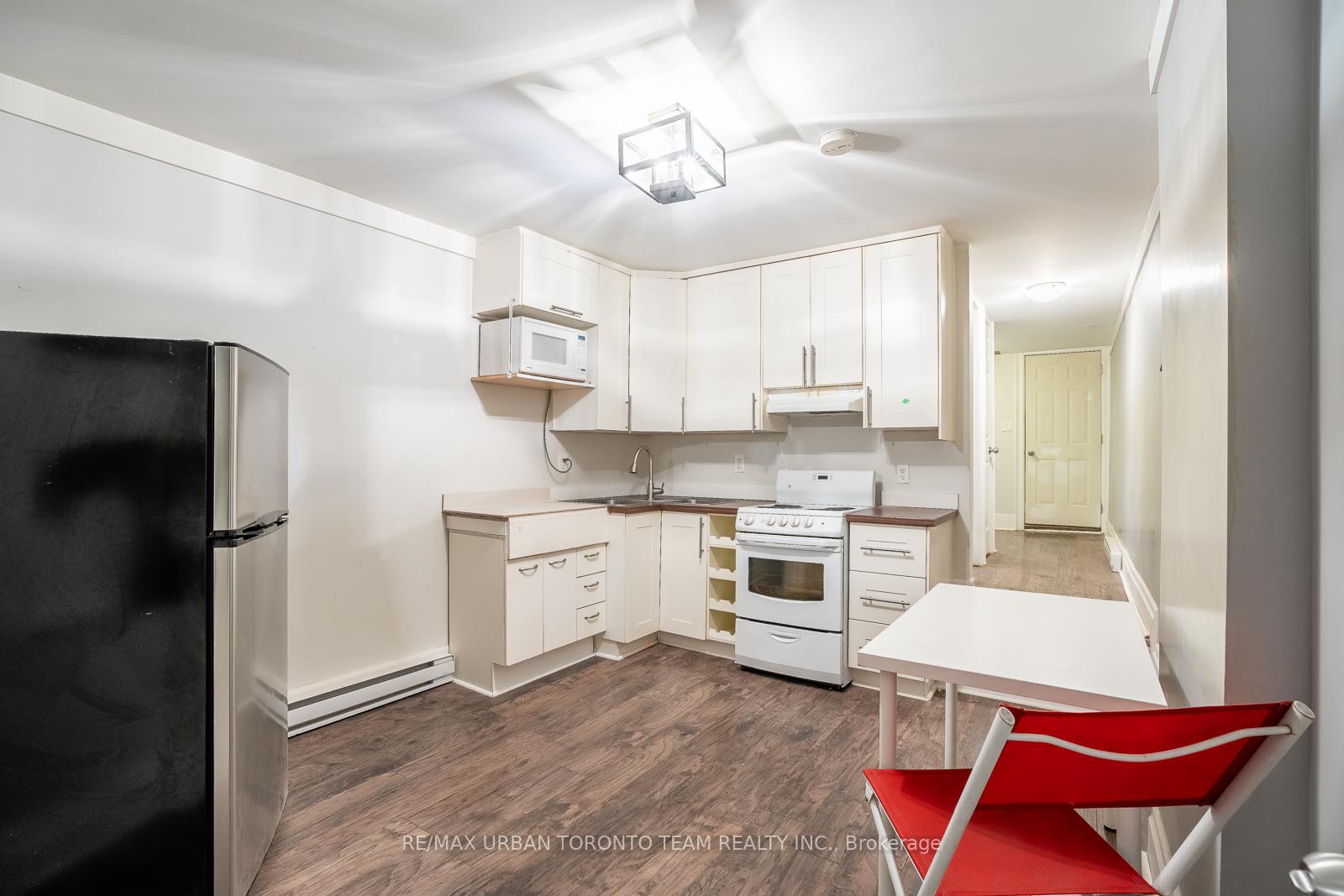 Lower - 115A Coxwell Avenue, Toronto, ON M4L 3B3
