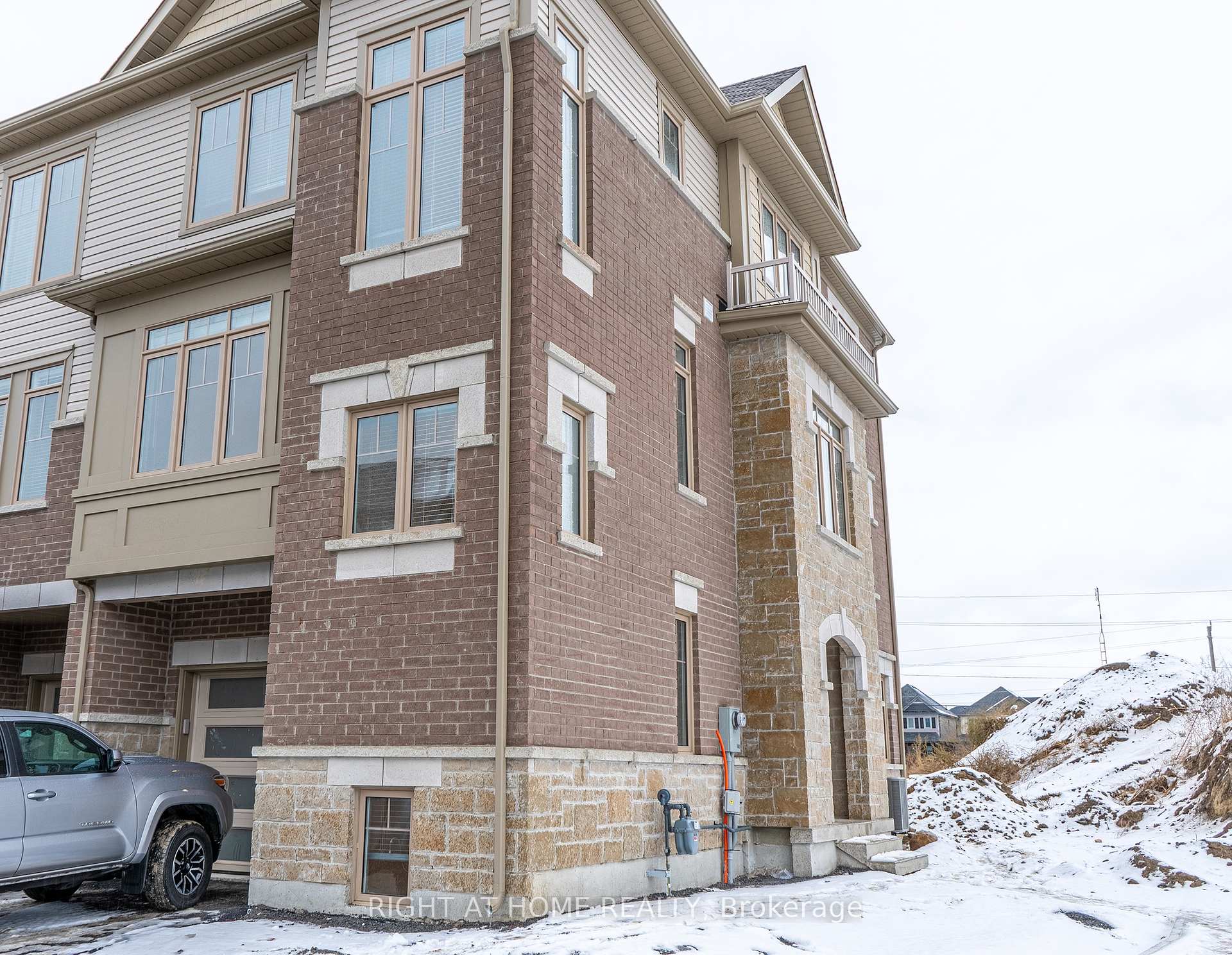 116 Bavin Street, Clarington, ON L1C 7H5