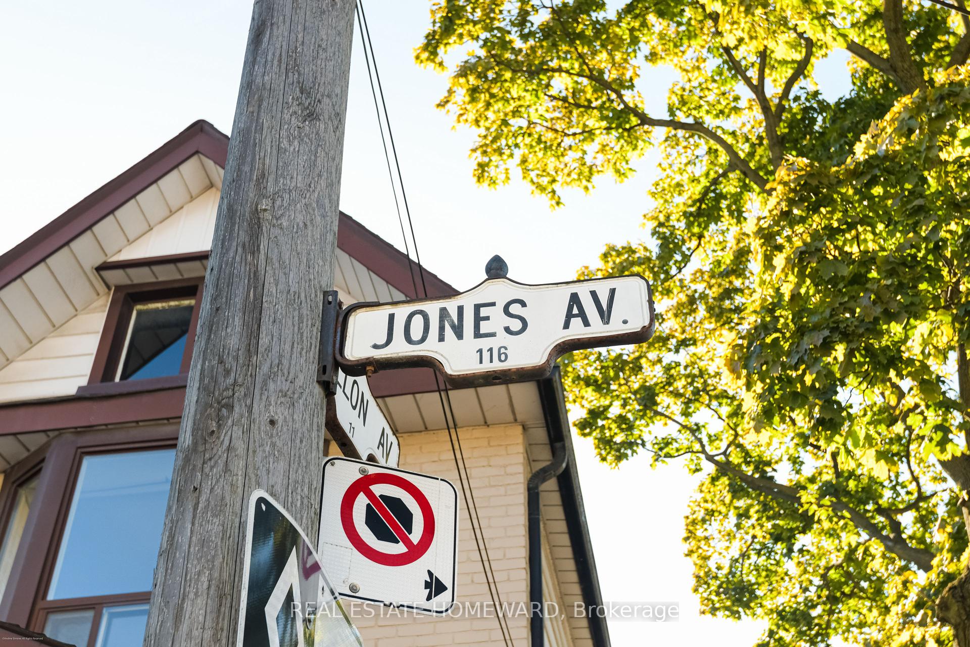 116 Jones Avenue, Toronto, ON M4M 2Z8