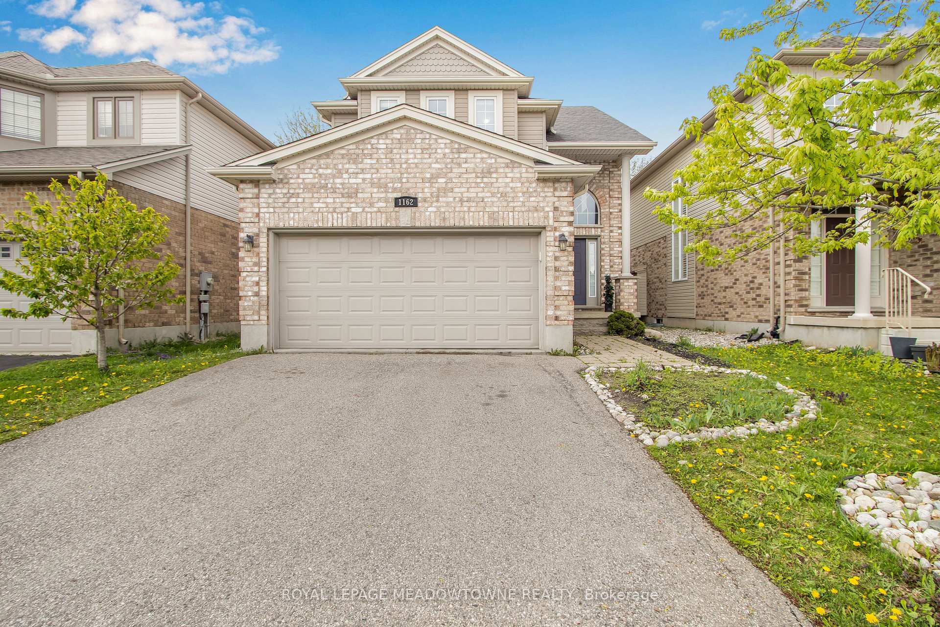 1162 Smither Road, London North, ON N6G 5R8