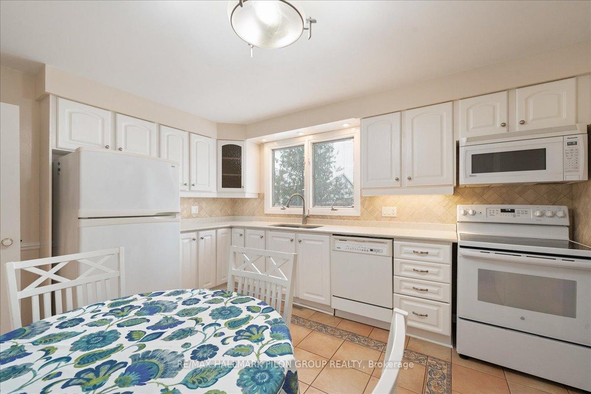 1164 Bordeau Grove, Orleans - Convent Glen and Area, ON K1C 2M7