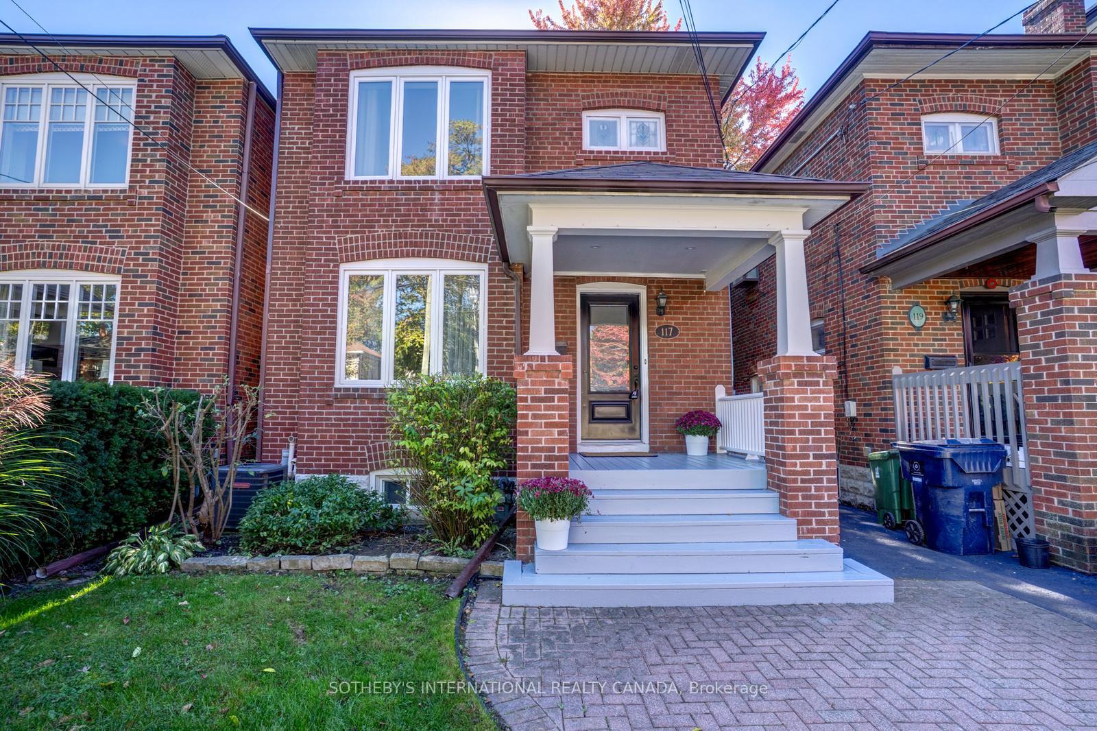 117 Deloraine Avenue, Toronto, ON M5M 2B1