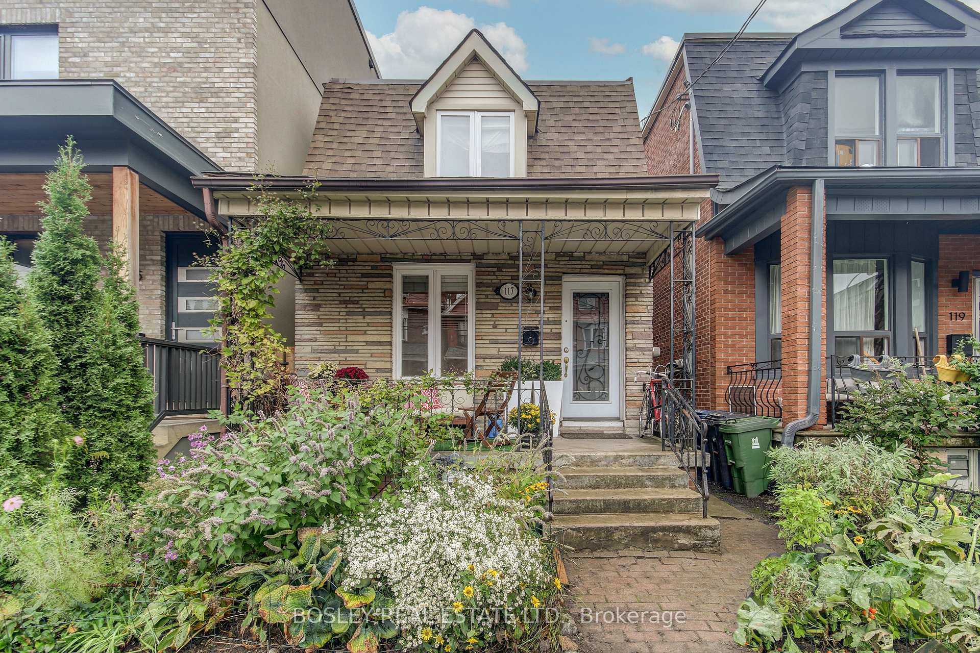 117 Hallam Street, Toronto, ON M6H 1W9
