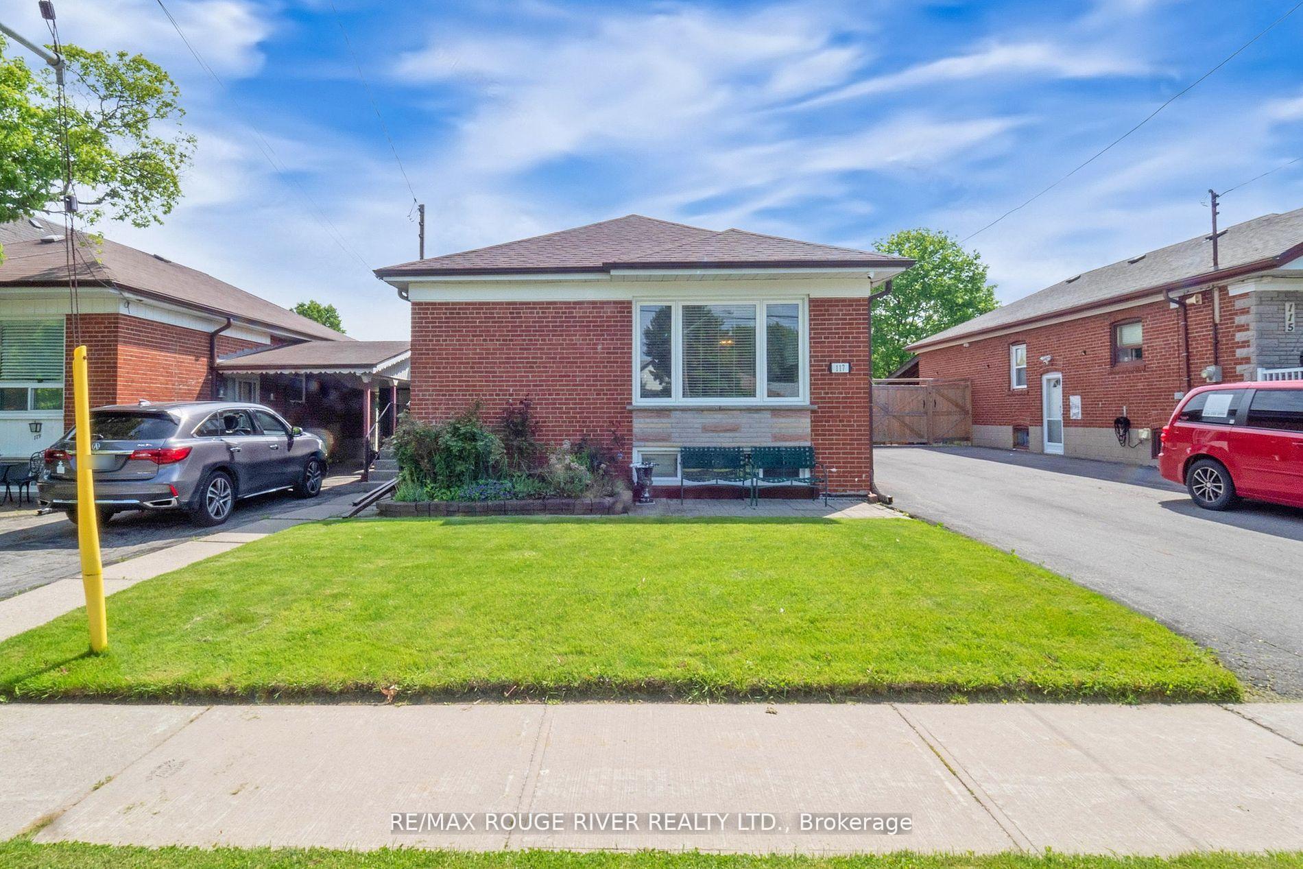 117 Shropshire Drive, Toronto, ON M1P 1Z3