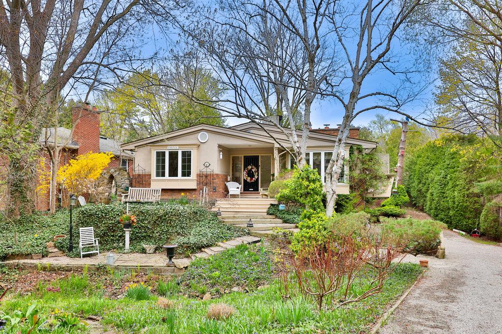 117 Watson Avenue, Oakville, ON L6J 3T5