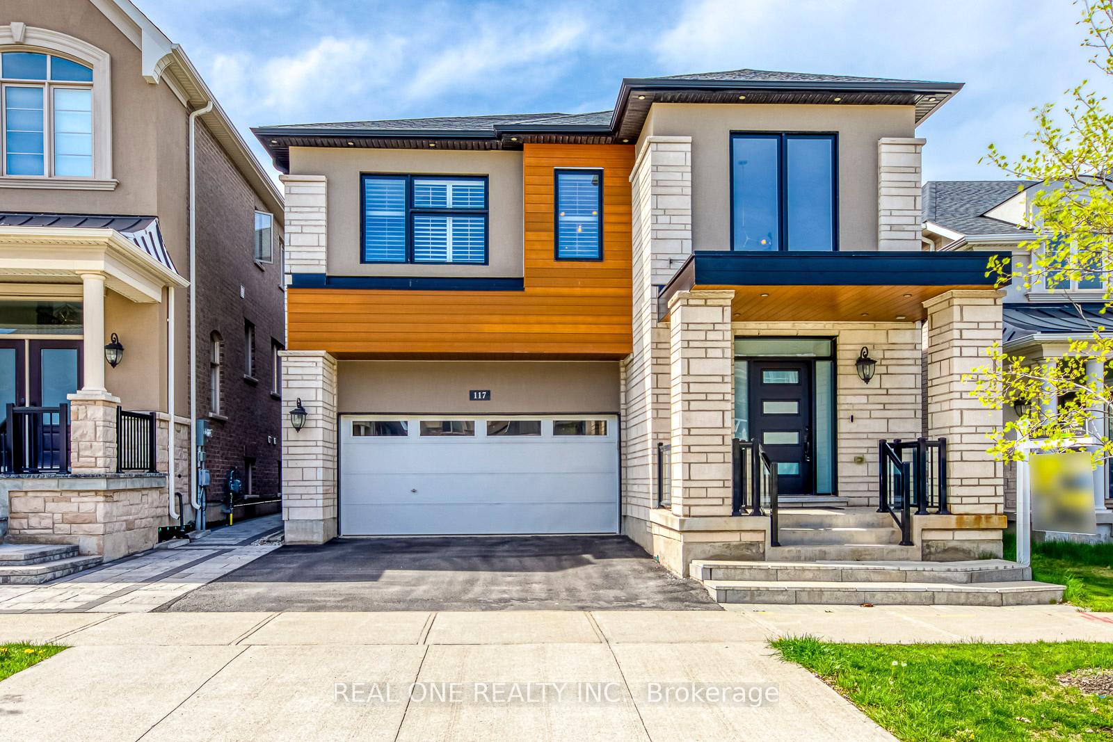 117 Wheat Boom Drive, Oakville, ON L6H 0M9