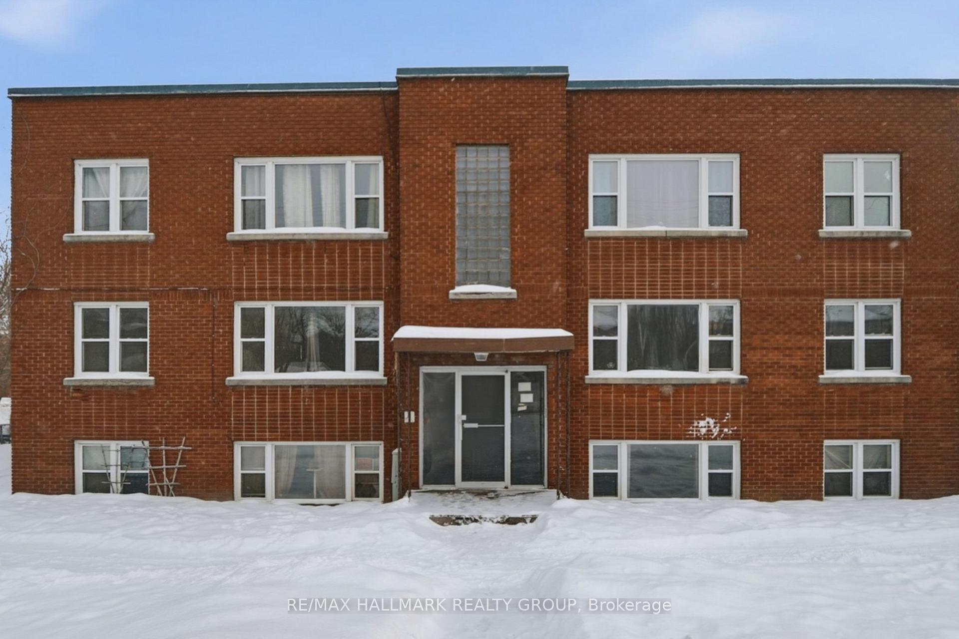 3 - 1171 Merivale Road, Carlington - Central Park, ON K1Z 6B6