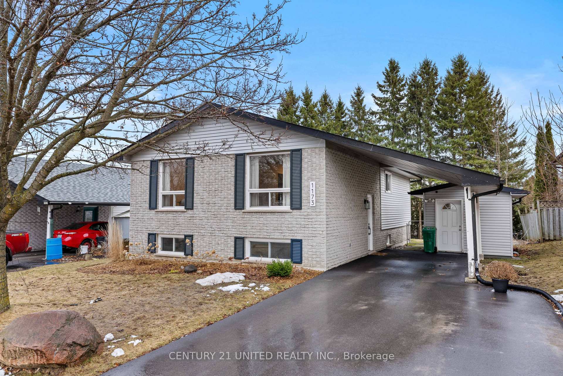 1173 Normandy Street, Peterborough North, ON K9H 7L9