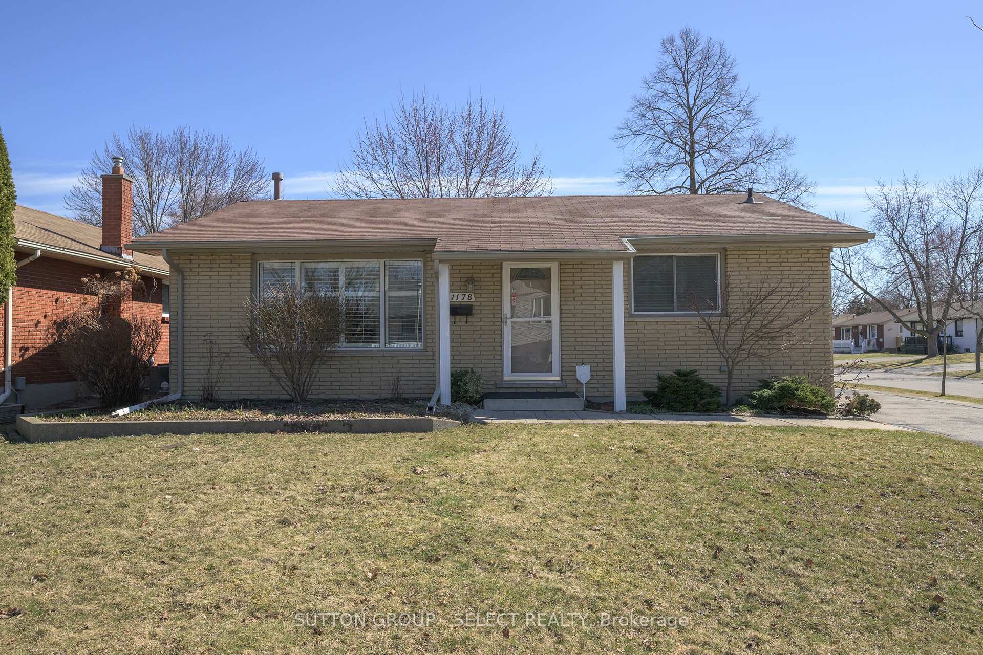 1178 JALNA Boulevard, London South, ON N6E 2C3