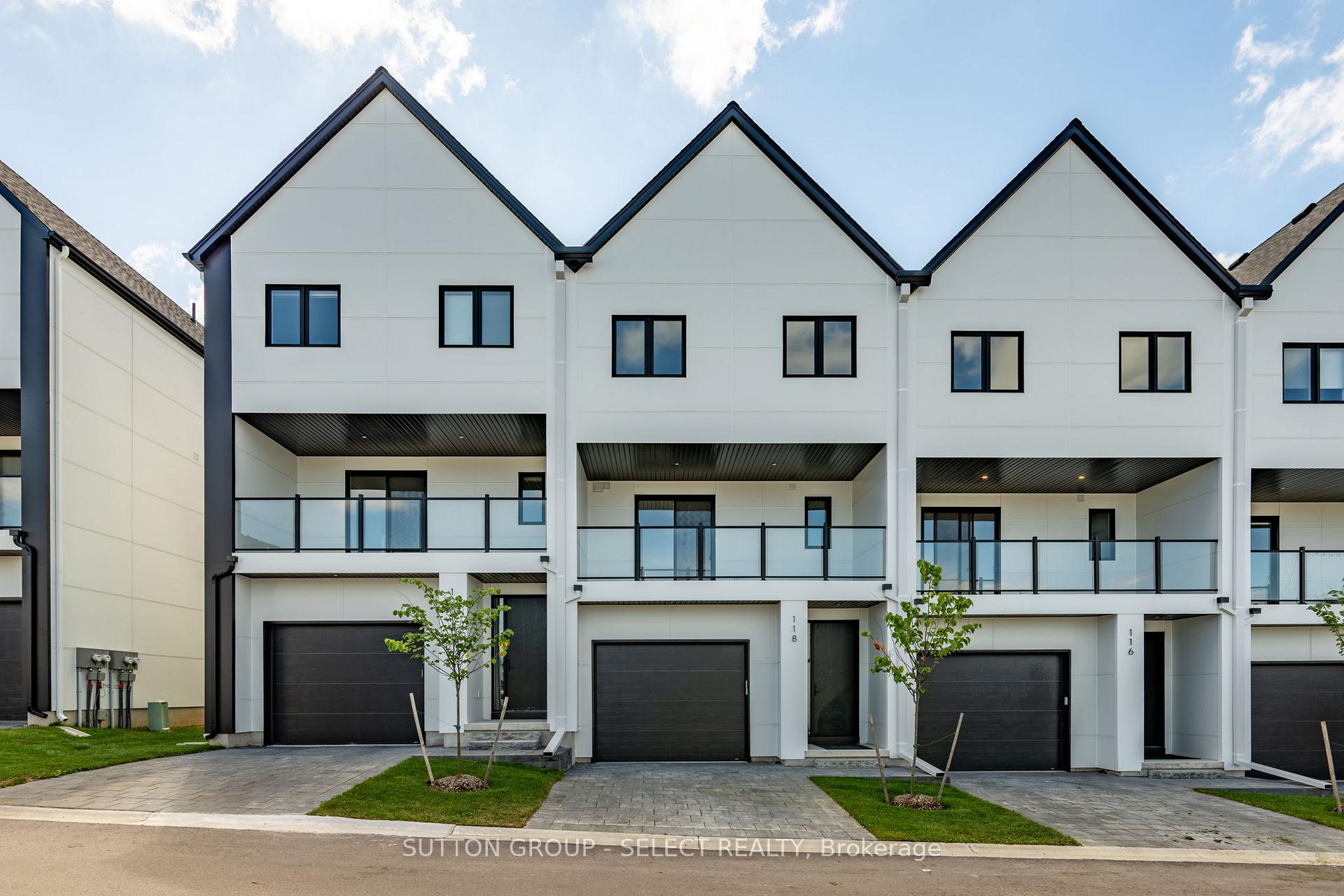 118 - 1965 UPPERPOINT Gate, London South, ON N6K 4P9