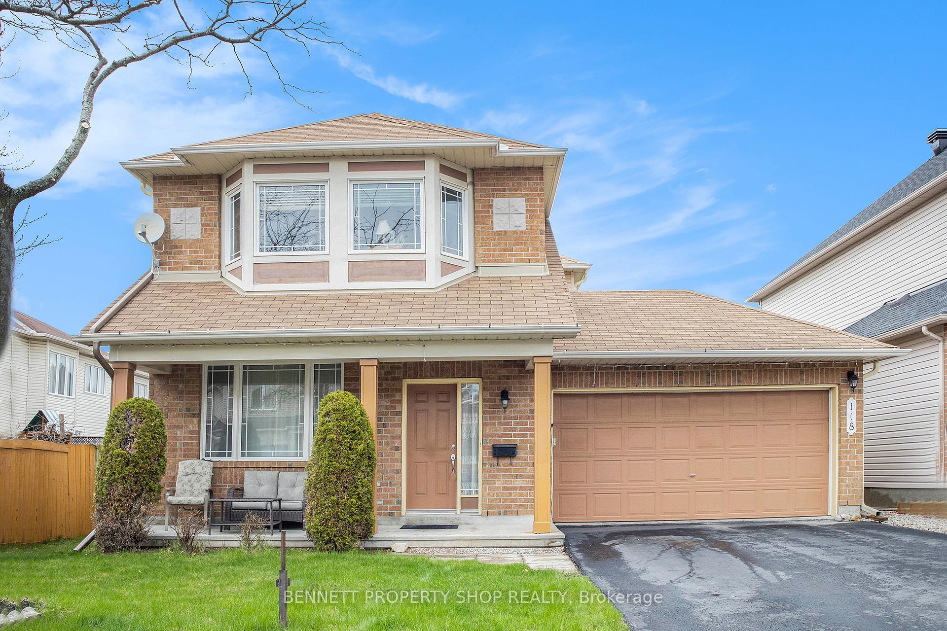 118 Hollowbrook Drive, Barrhaven, ON K2J 5N8