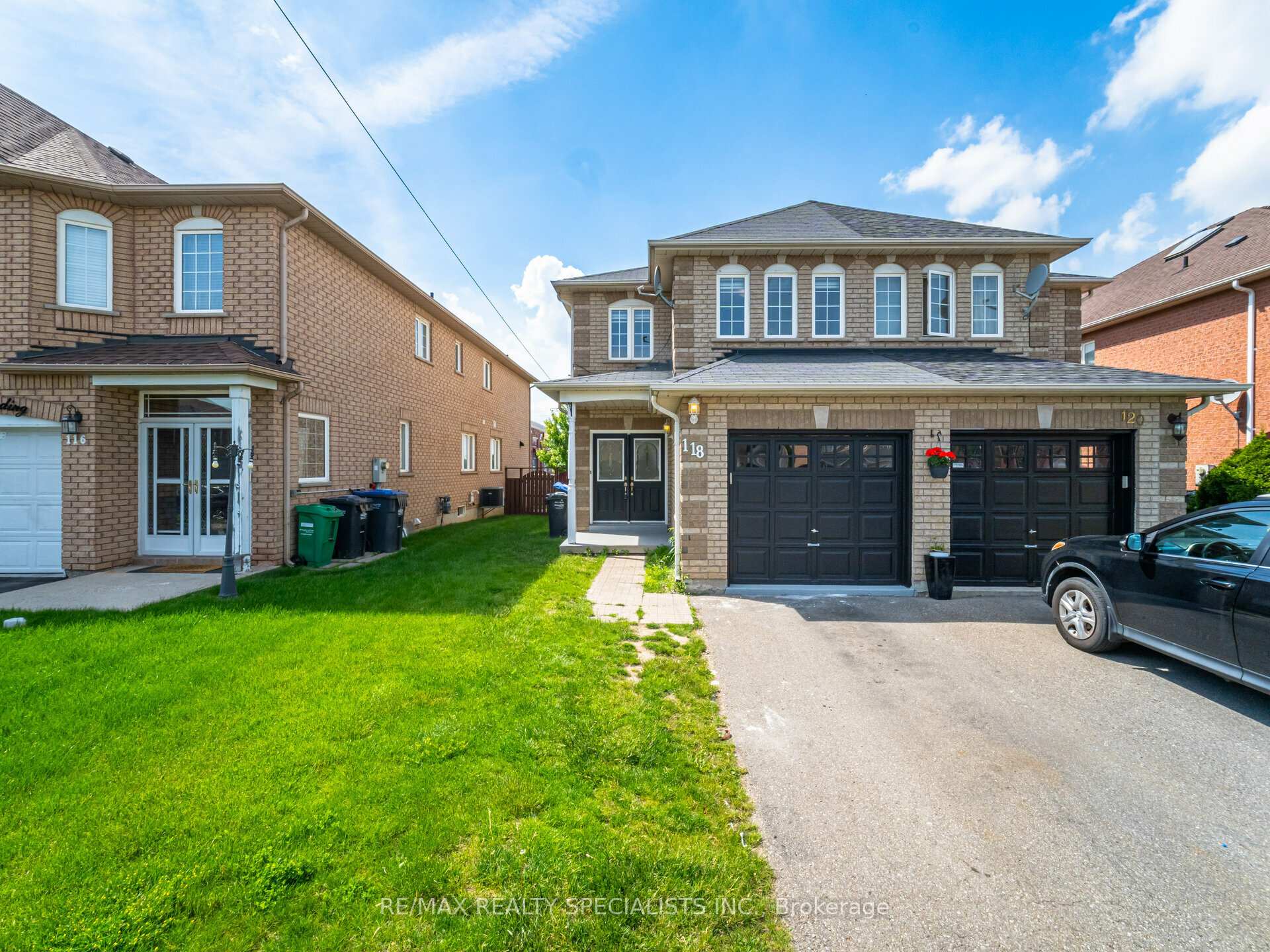 118 Native Landing Crescent S, Brampton, ON L6X 5A7