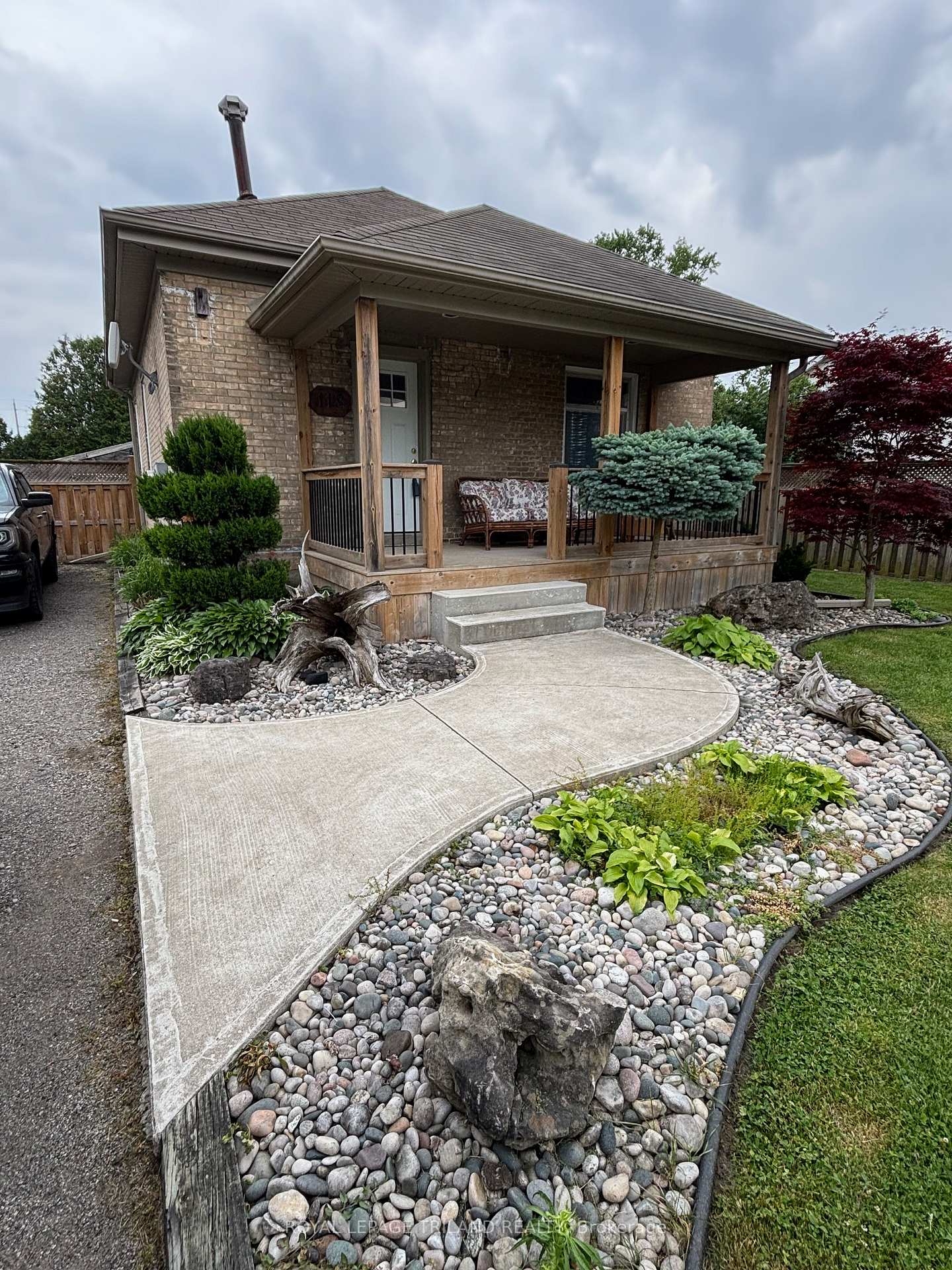 118 Scott Street, Strathroy-Caradoc, ON N7G 1K3