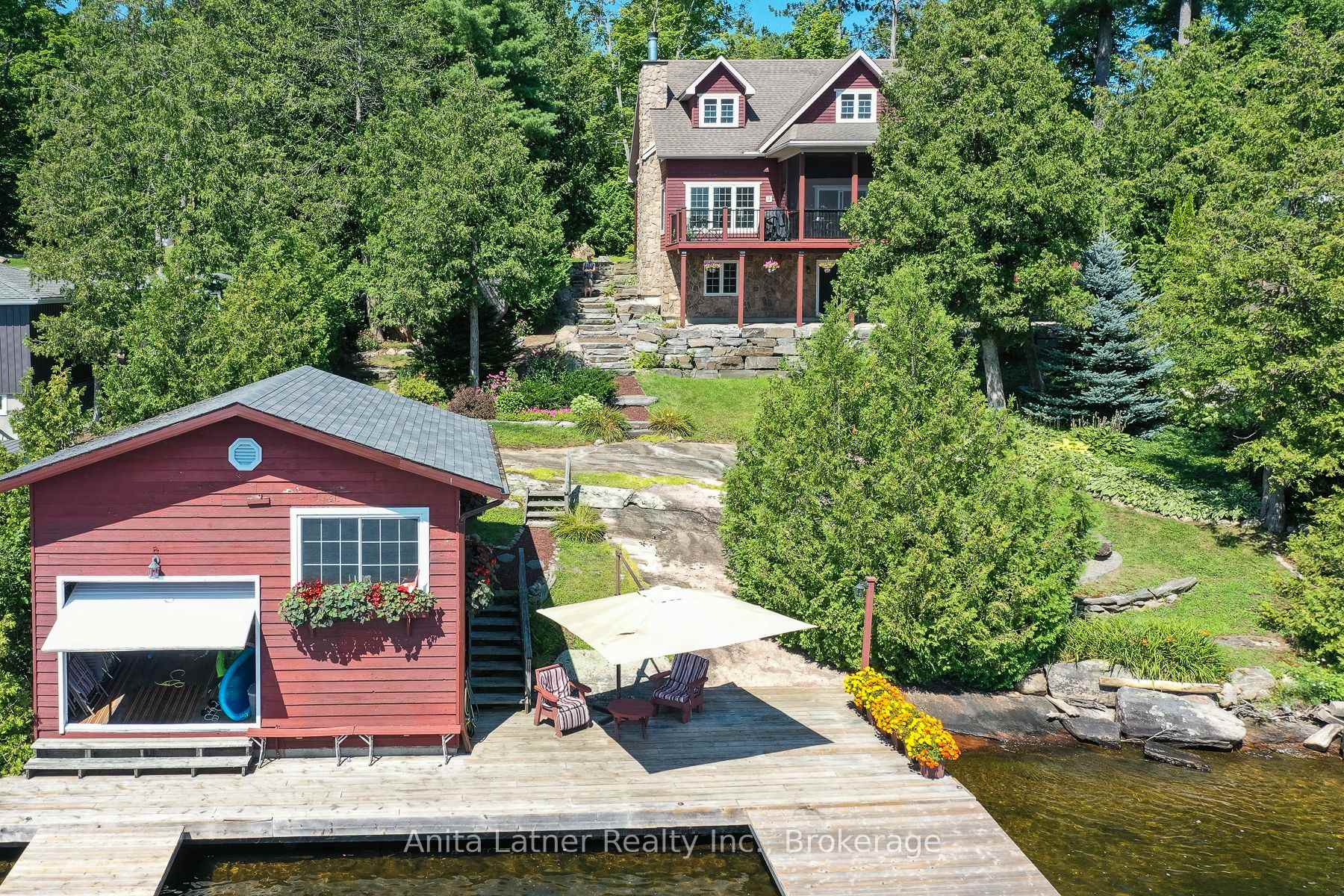 1180 PARKERS POINT Road, Gravenhurst, ON P1P 1R2