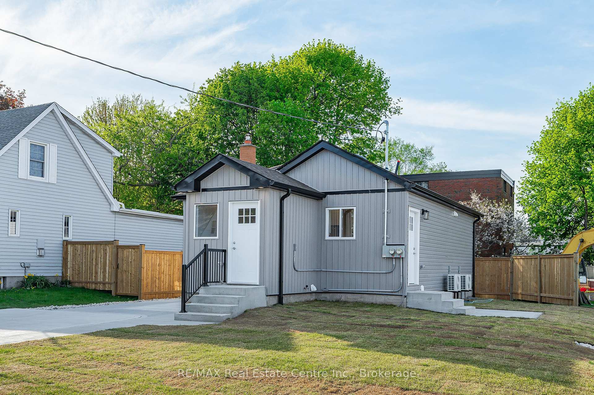 1180 Union Street, Kitchener, ON N2H 6K2