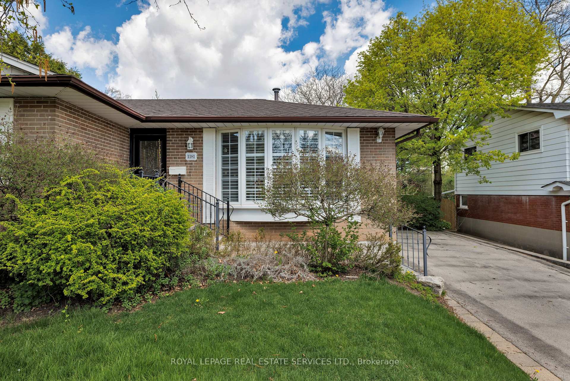 1181 Newton Road, Oakville, ON L6H 2A1