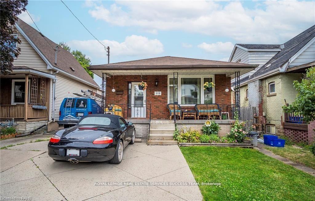 Upper - 119 Avondale Street, Hamilton, ON L8L 7B9