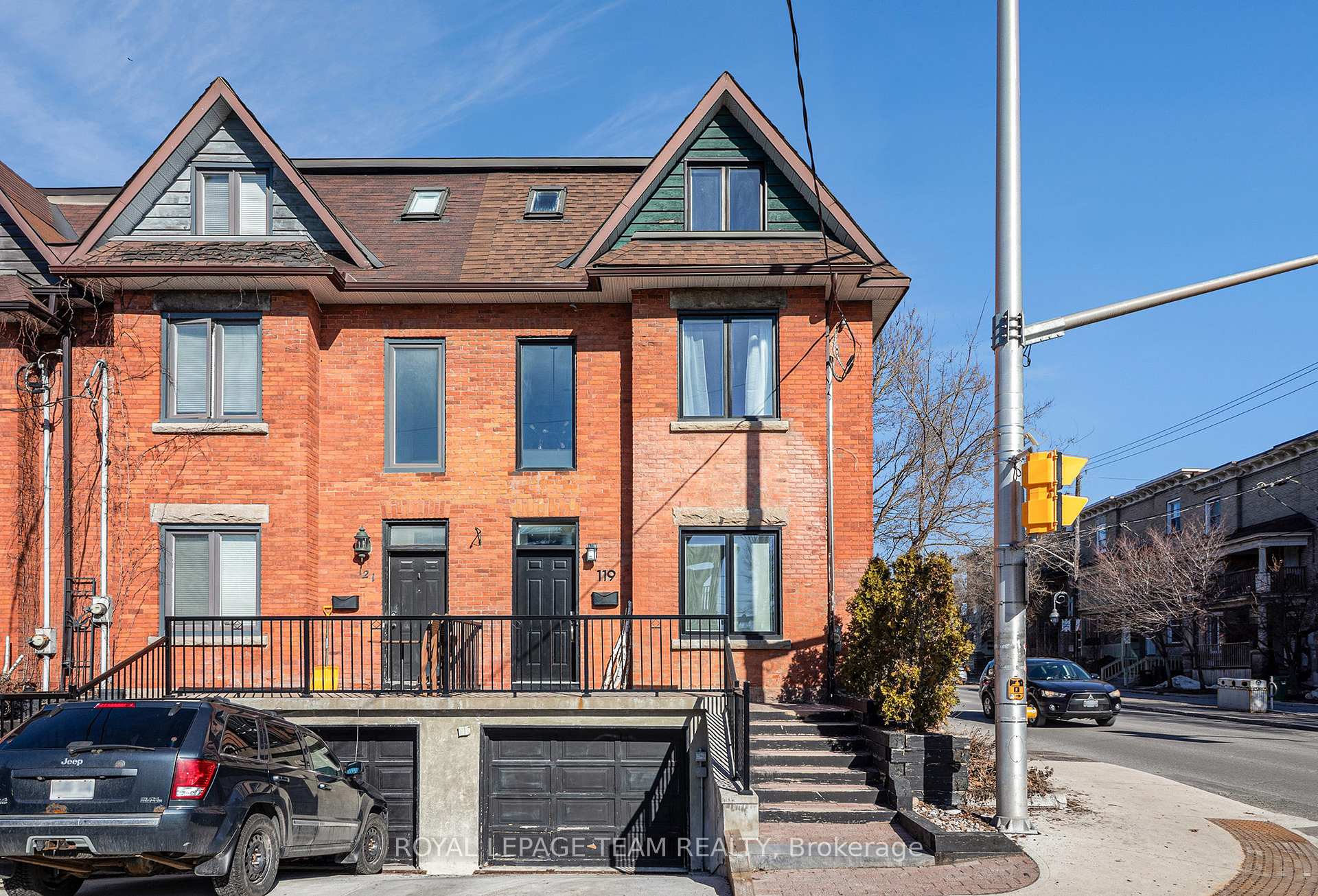 119 Elm Street, West Centre Town, ON K1R 6N4